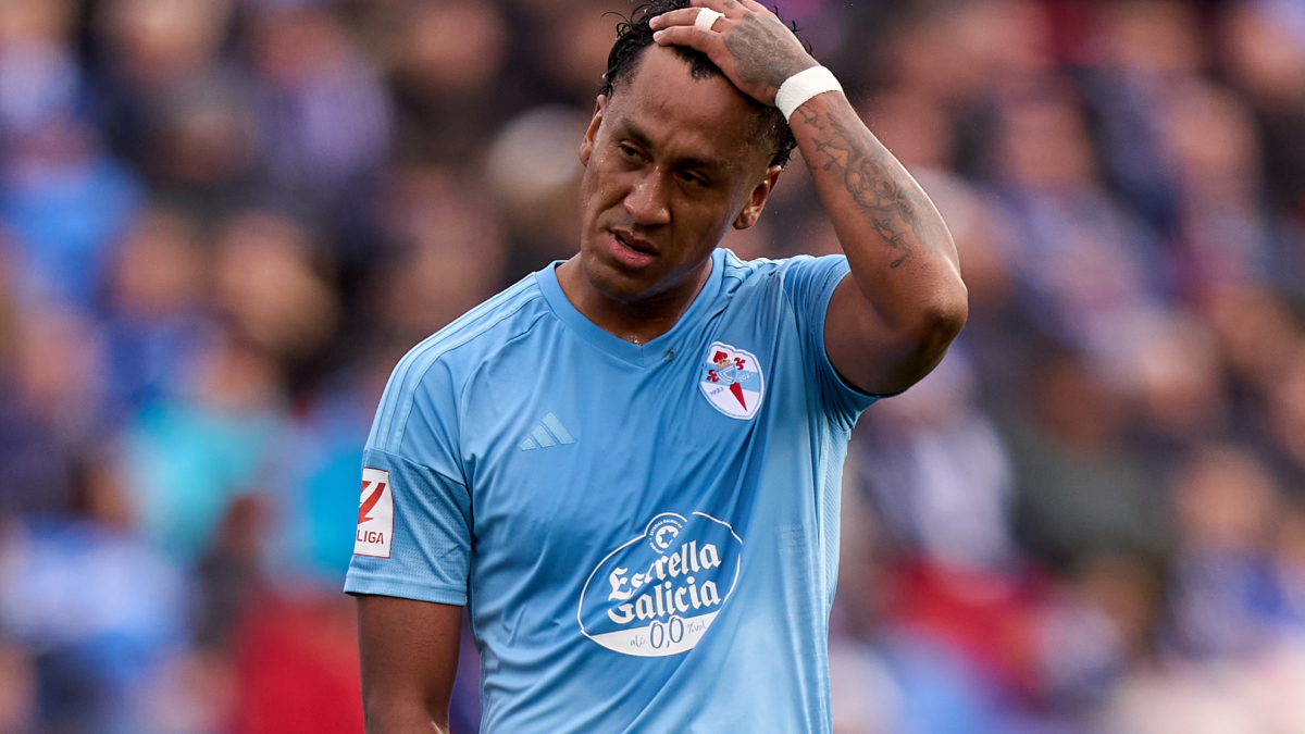 Renato Tapia, baja ante el Betis