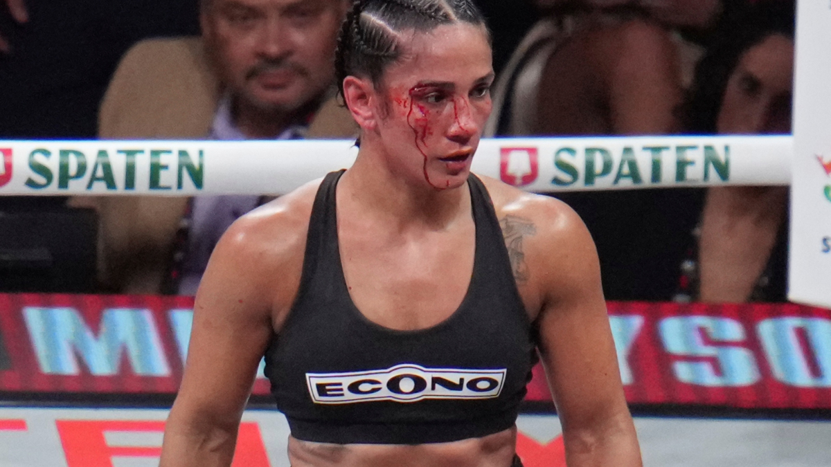 Katie Taylor gana con polémica a Amanda Serrano en el combate femenino ...