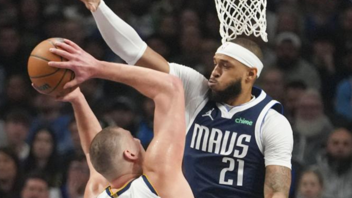 Otro recital de Jokic rescata a los Nuggets en Dallas