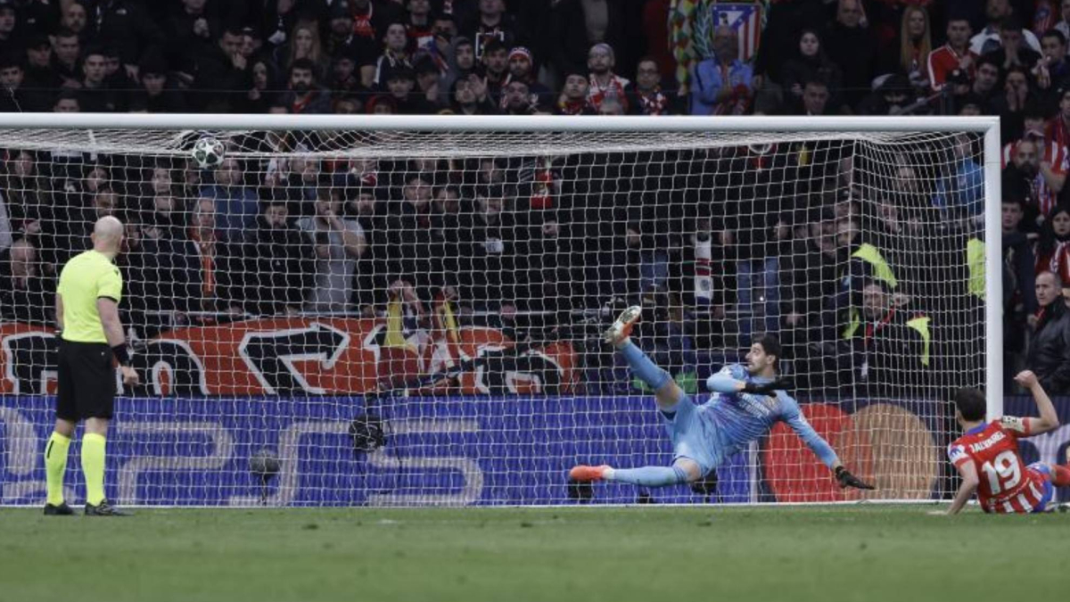Courtois y Mbappé fueron los que pidieron la revisión del penalti