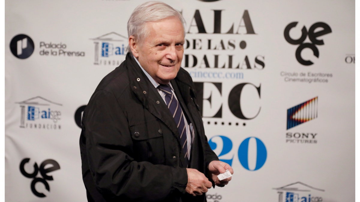 Carlos Pumares, entre José María García y Lauren Bacall