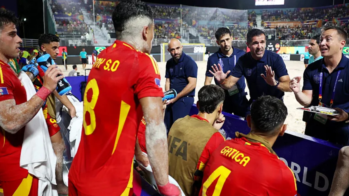 La selección española de fútbol playa, protagonista en la Euro Beach ...