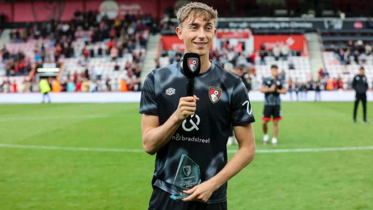 Huijsen se despide del Bournemouth: "Ha sido una temporada de récord"