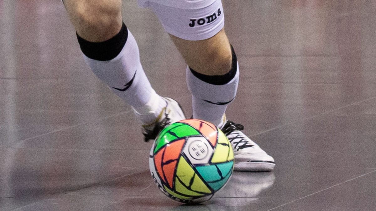 Casi 400 clubes de fútbol sala alzan la voz contra la decisión de ...