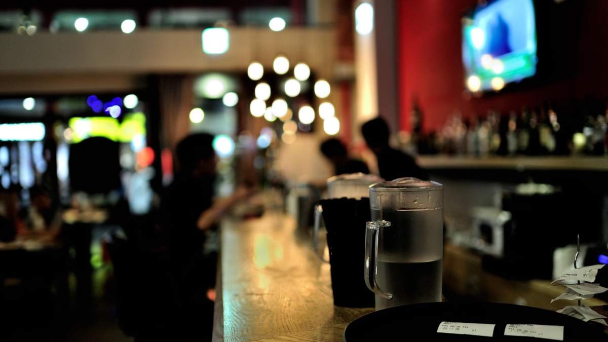 Indignación en redes por la dura reseña de un cliente a un bar: "Asco ...