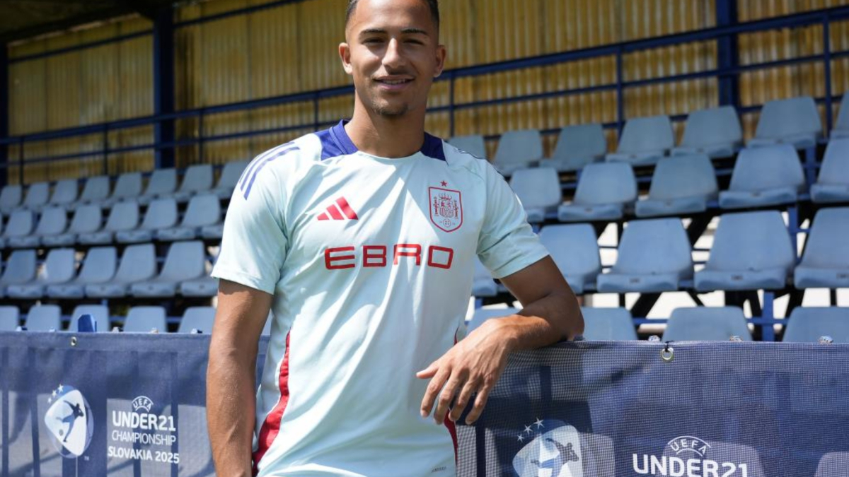 Mateo Joseph no va al 'stage' del Leeds en Alemania a la espera del Betis