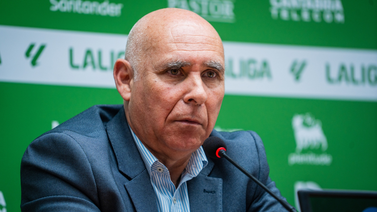 El presidente del Racing da tranquilidad al admitir que se harán unos ...