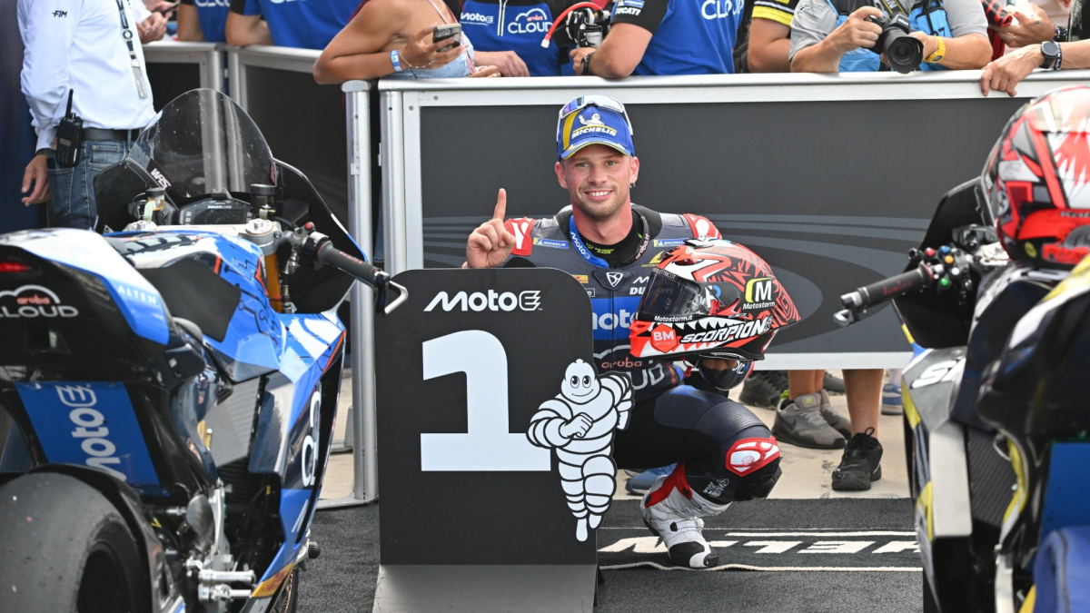 Zaccone y Ferrari se reparten victorias en una vibrante cita en Misano