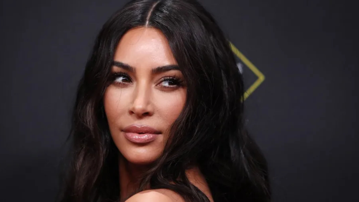 Kim Kardashian deja boquiabiertos a sus fans tras confesar cuál será su ...