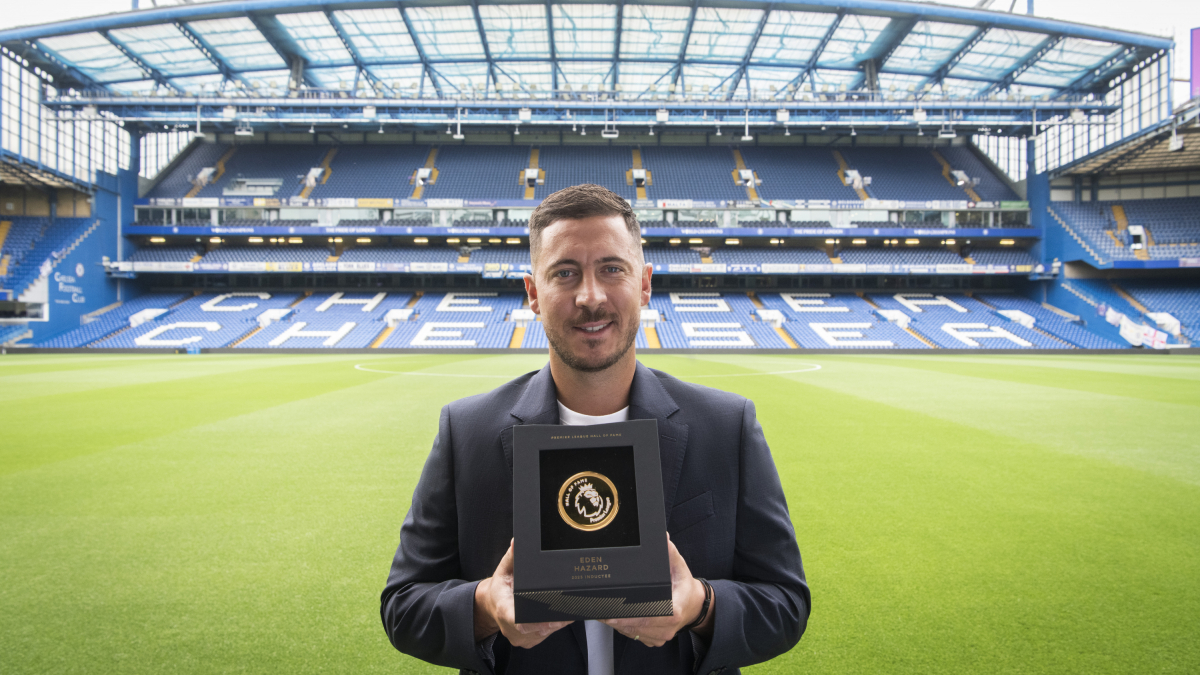 Eden Hazard y Gary Neville entran en el 'Home of Fame' de la Premier League