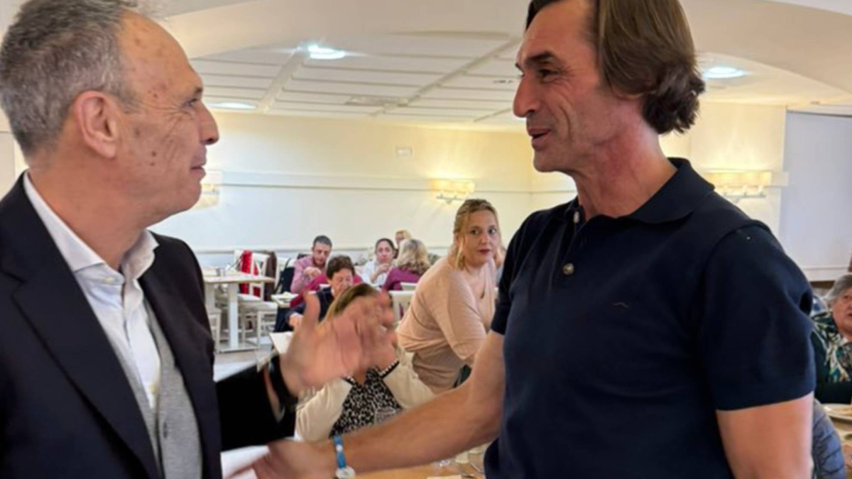 Javi Navarro: "El Sevilla necesita un cambio"