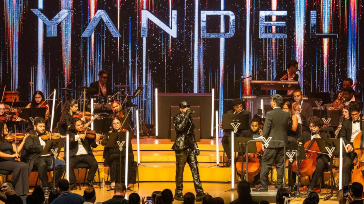 Yandel anuncia dos nuevas fechas de su show 'Sinfónico' en Barcelona y ...