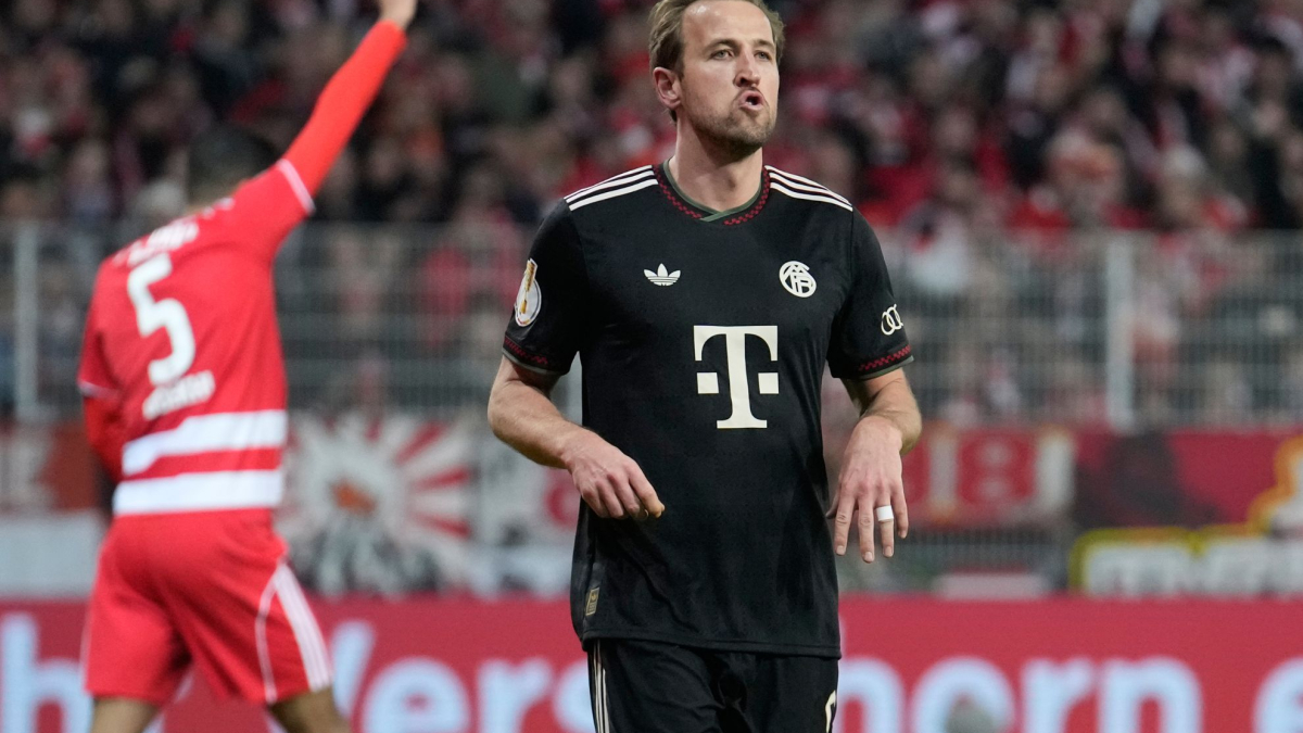 El Bayern suda para derribar el muro de Berlín