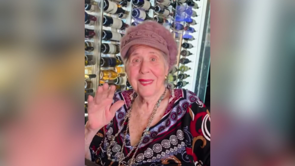 Muere Helen Siff, actriz de ‘Modern Family’ o ‘Karate Kid’, a los 88 años