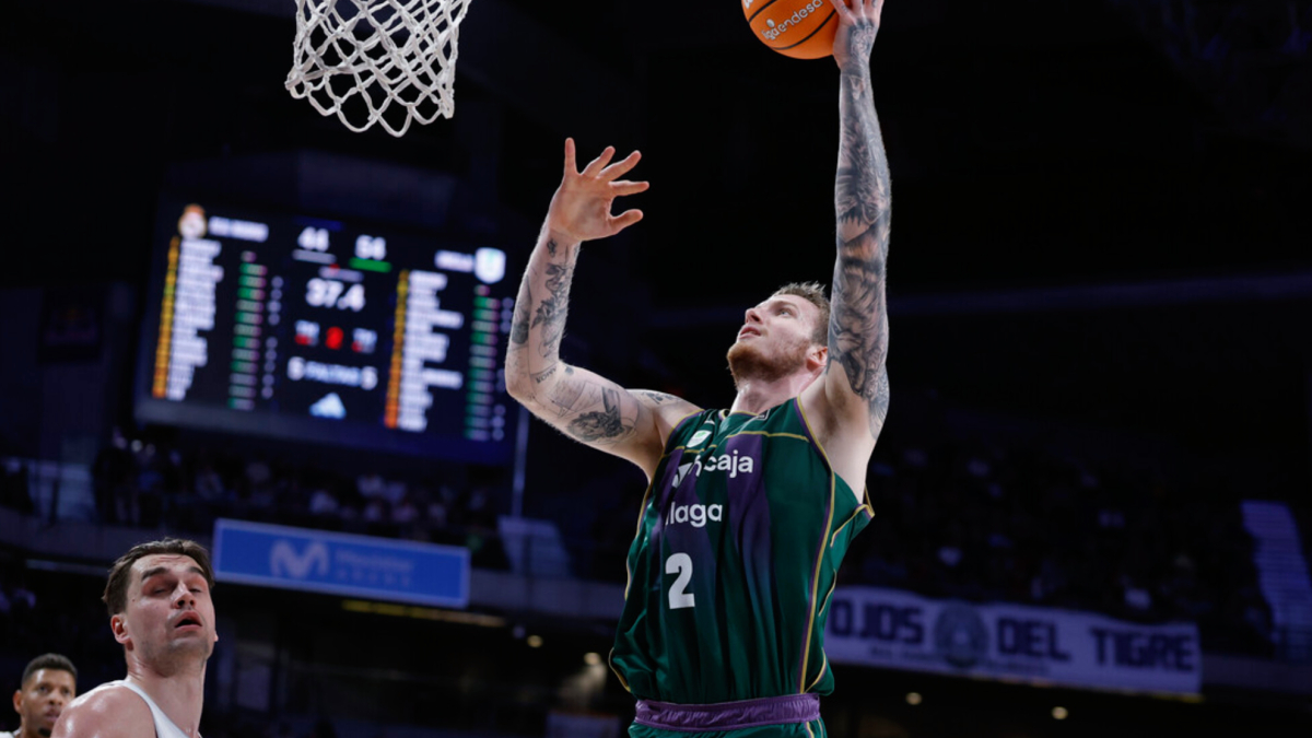 Balcerowski renueva con el Unicaja con un dos más uno