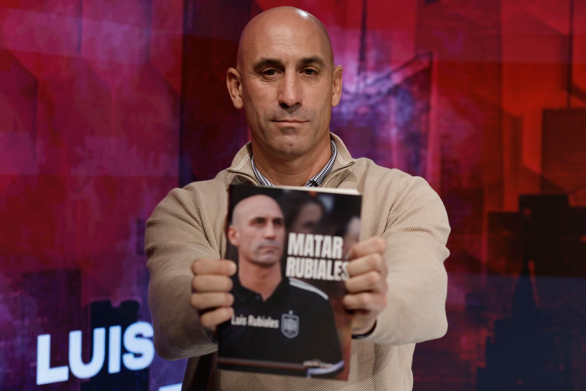 Andrea Peláez desvela su calvario tras el beso de Rubiales a Jenni ...