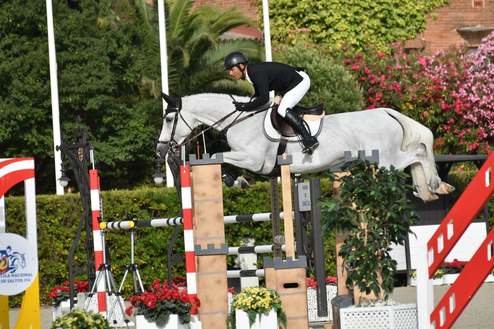 García Roque y González de Zárate ganan la Liga Internacional de Saltos ...