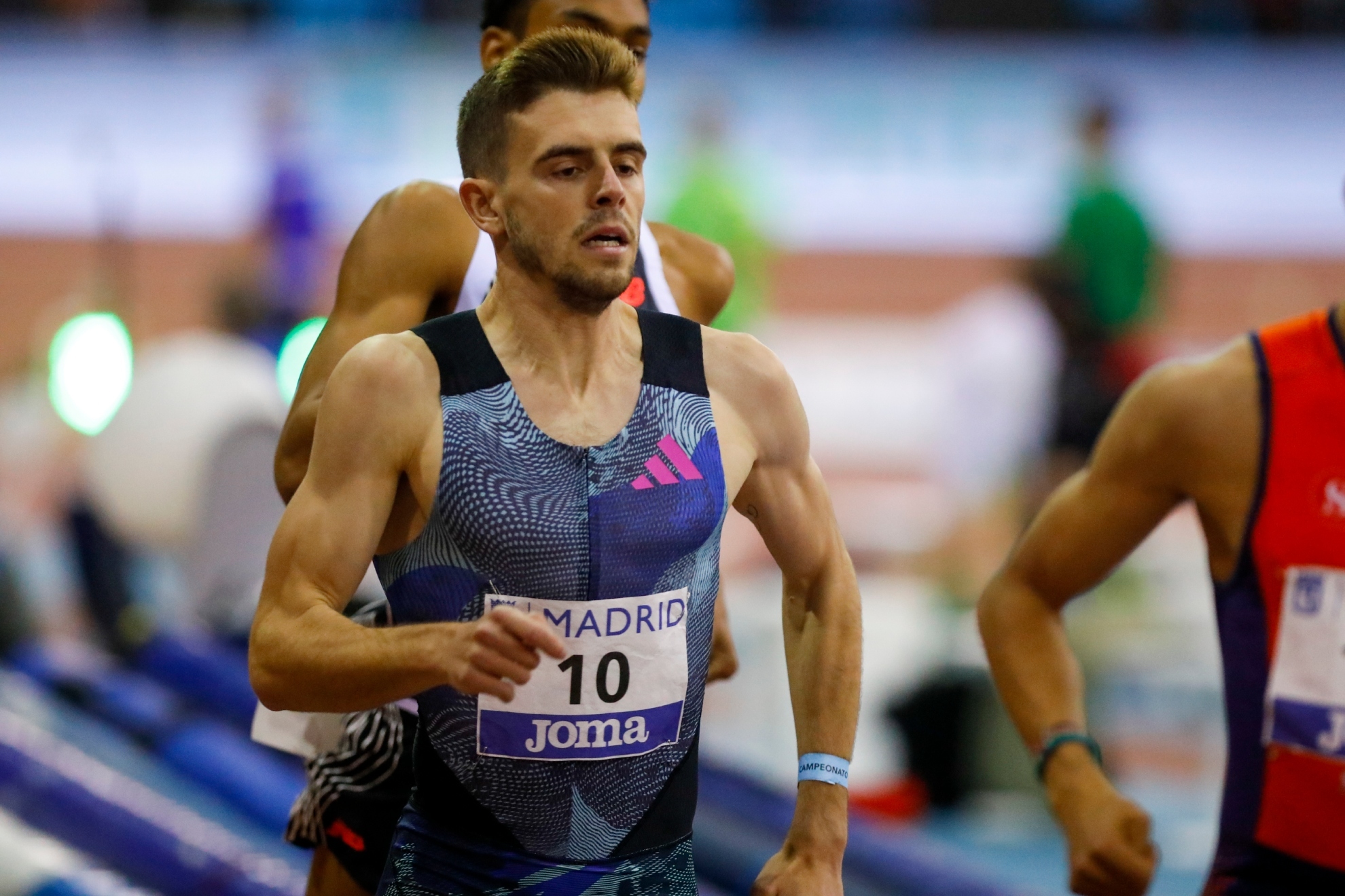 Adrián Ben, marca personal en 1.500 y mínima mundialista