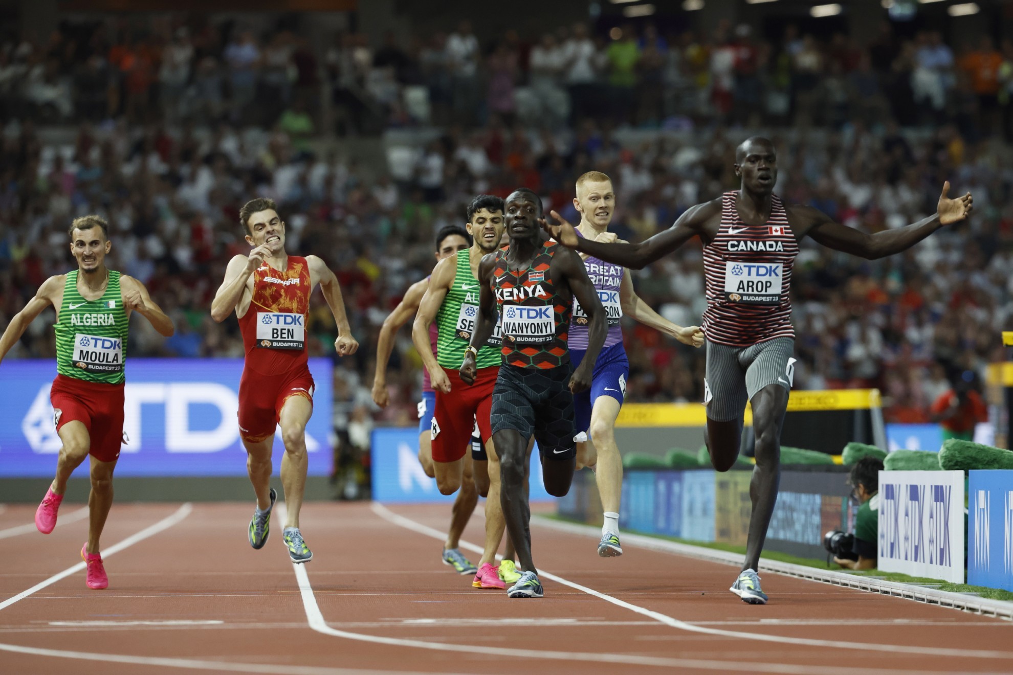 Adrián Ben acaba cuarto en la final de los 800 metros del Mundial