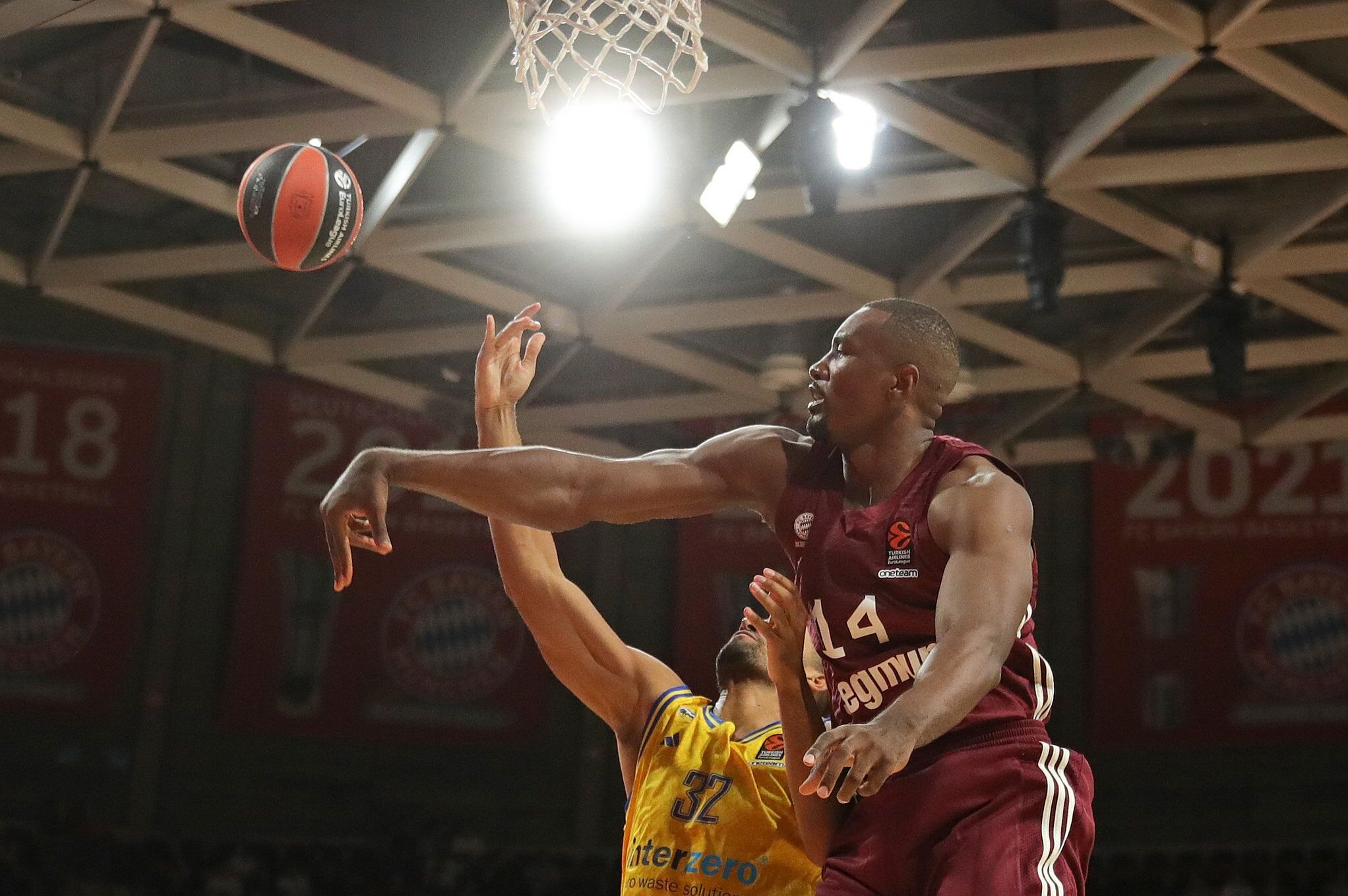 Laso gana en su debut continental con el Bayern e Ibaka luce en la ...
