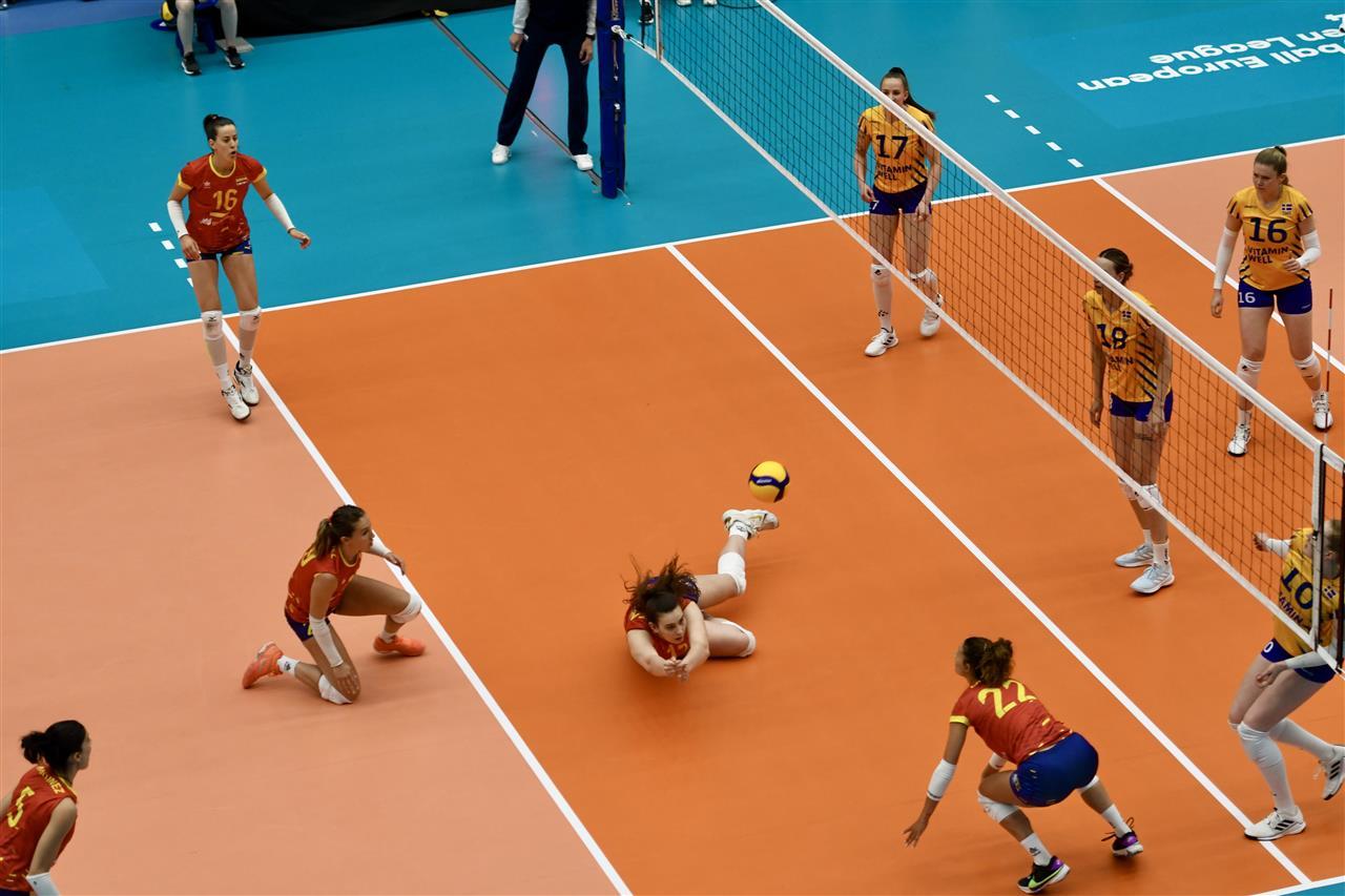Isabelle Haak 'noquea' a España en el tie-break: suman un punto ...