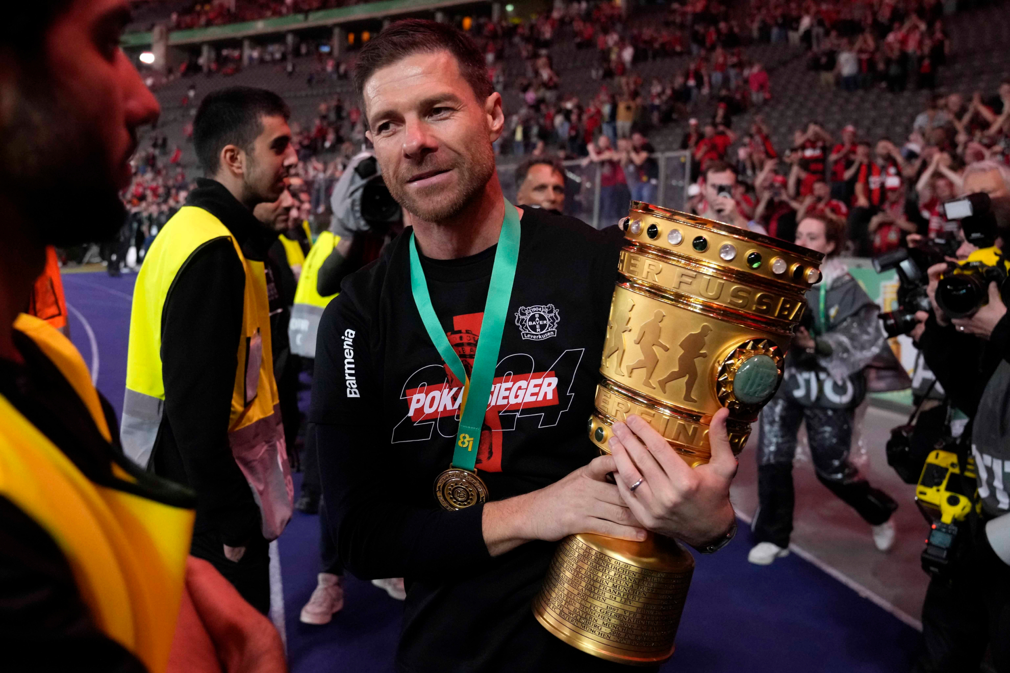 Xabi Alonso, tras ganar el doblete: "Es un título diferente para mí ...