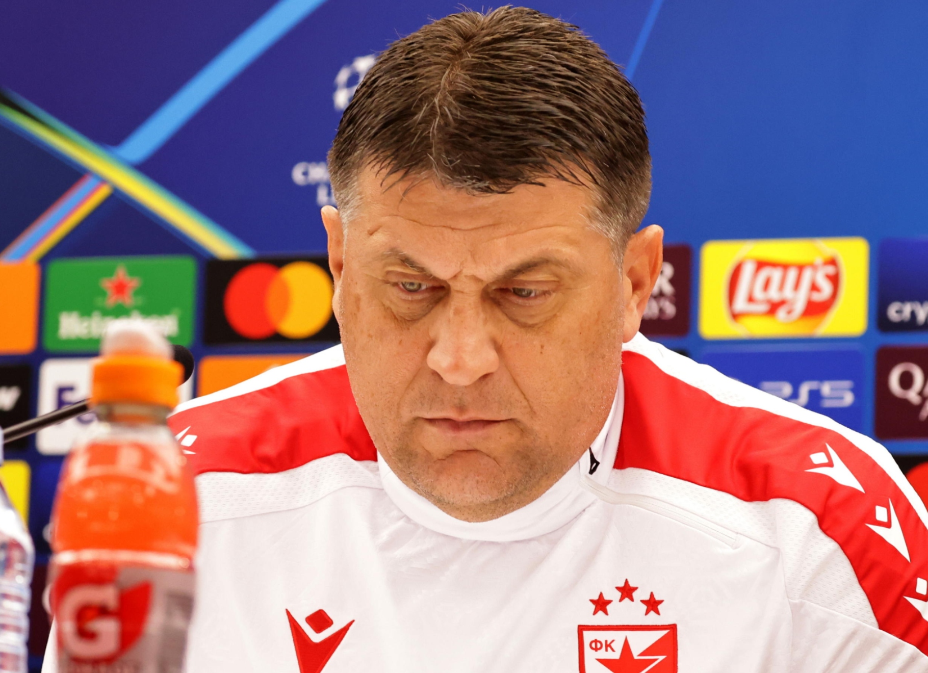 Milojevic: "Jugamos ante el mejor equipo de Europa"