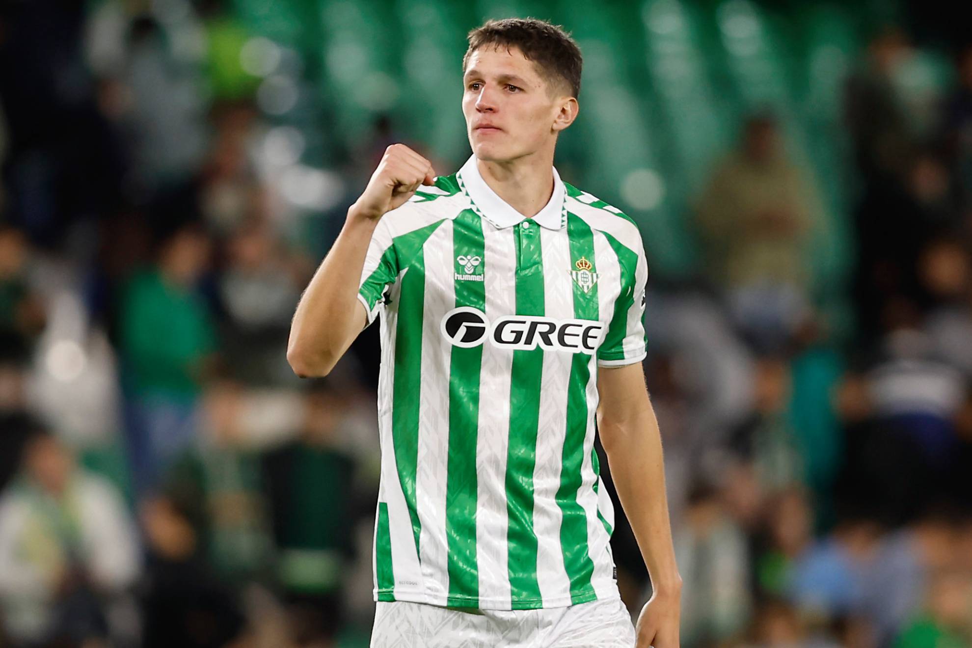 La Premier se fija en Sergi Altimira