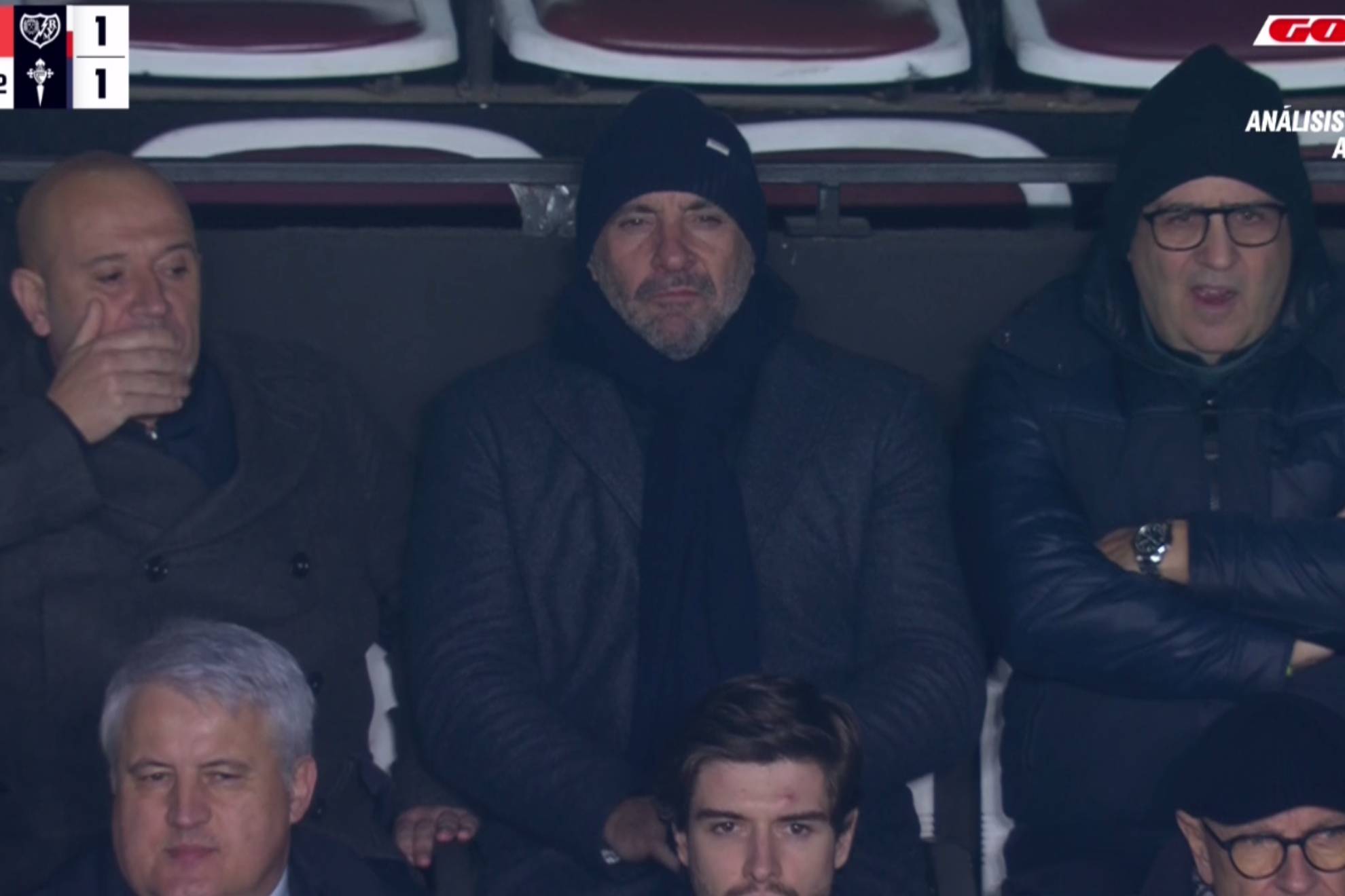 Monchi, de 'pesca' en Vallecas para ver de cerca a Mingueza y Ratiu