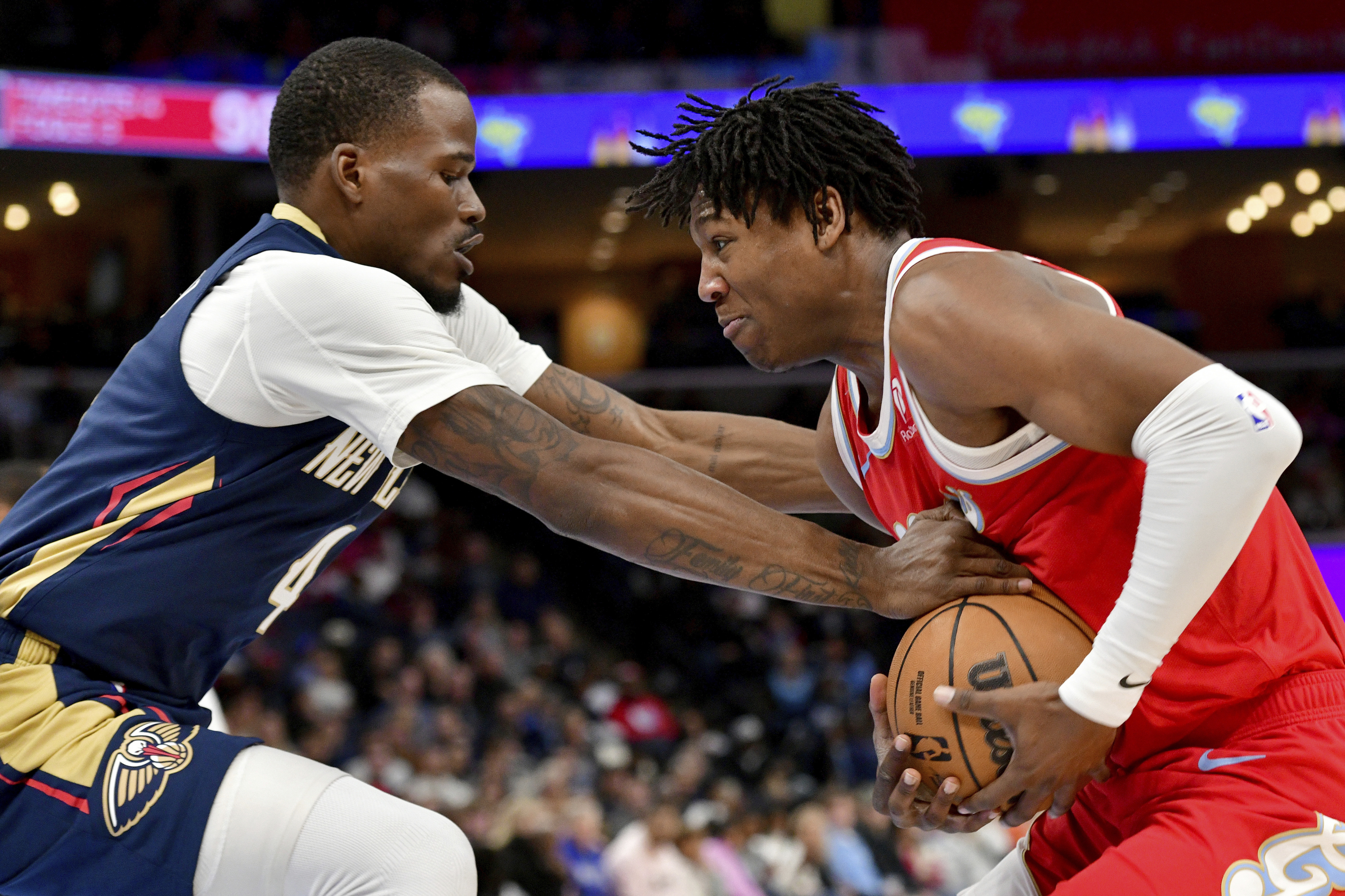 George y Maxey frenan la sangría de los Sixers ante el líder