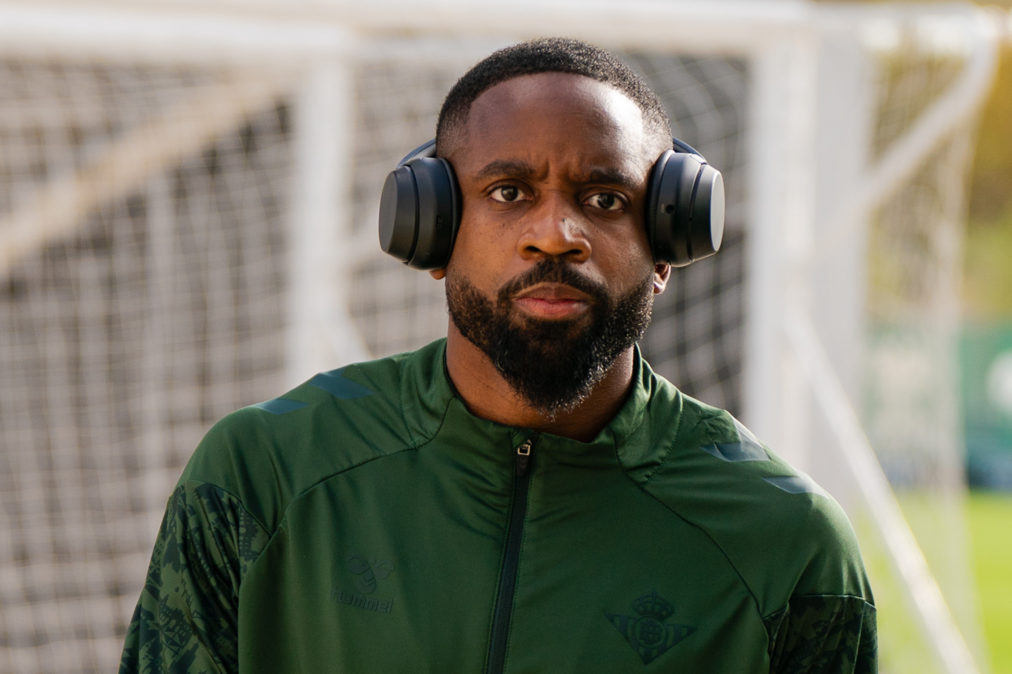 Bakambu: "Tengo la oportunidad de jugar un poco más en la Conference y ...