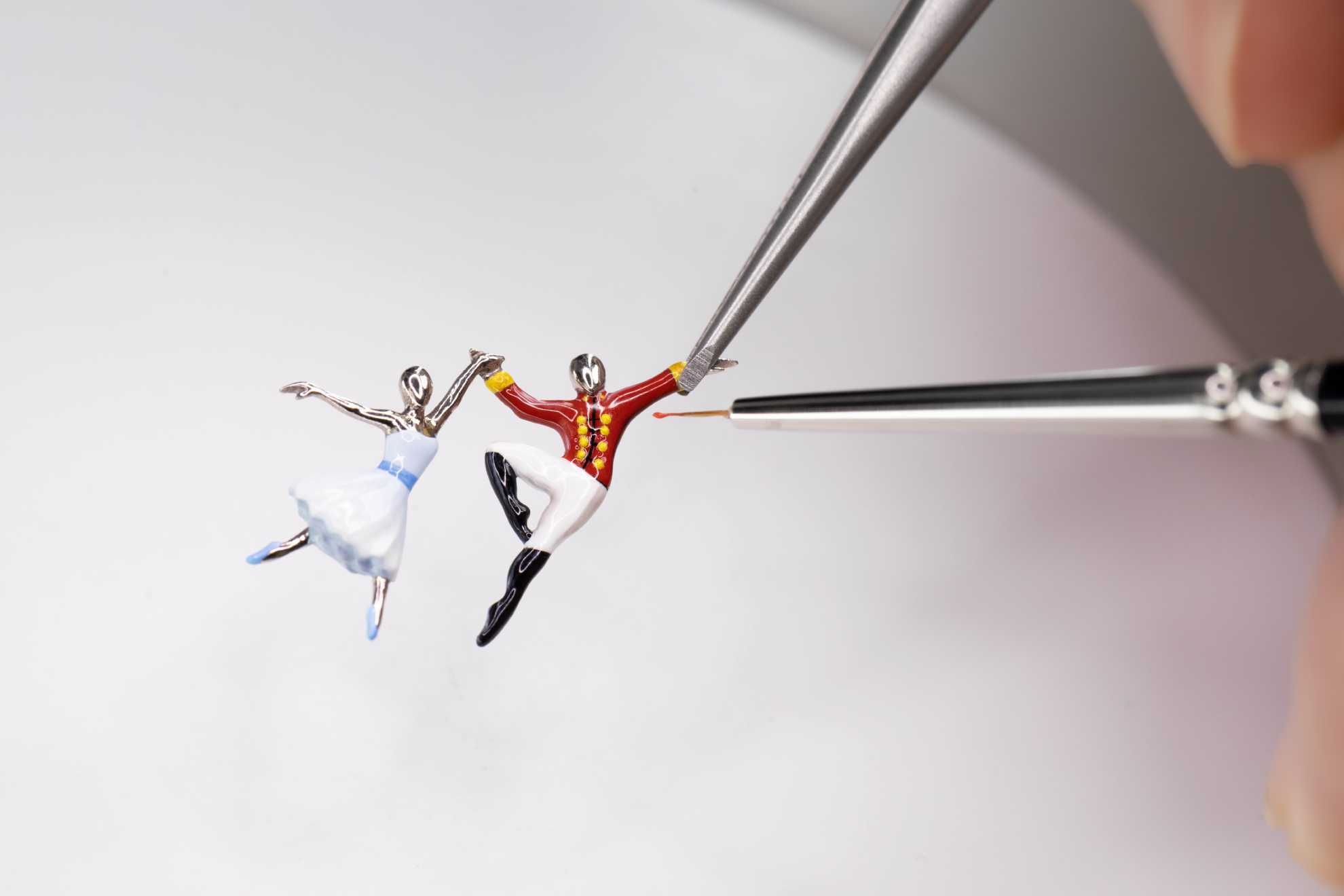 Van Cleef & Arpels y sus dos nuevos relojes Lady Arpels Ballets