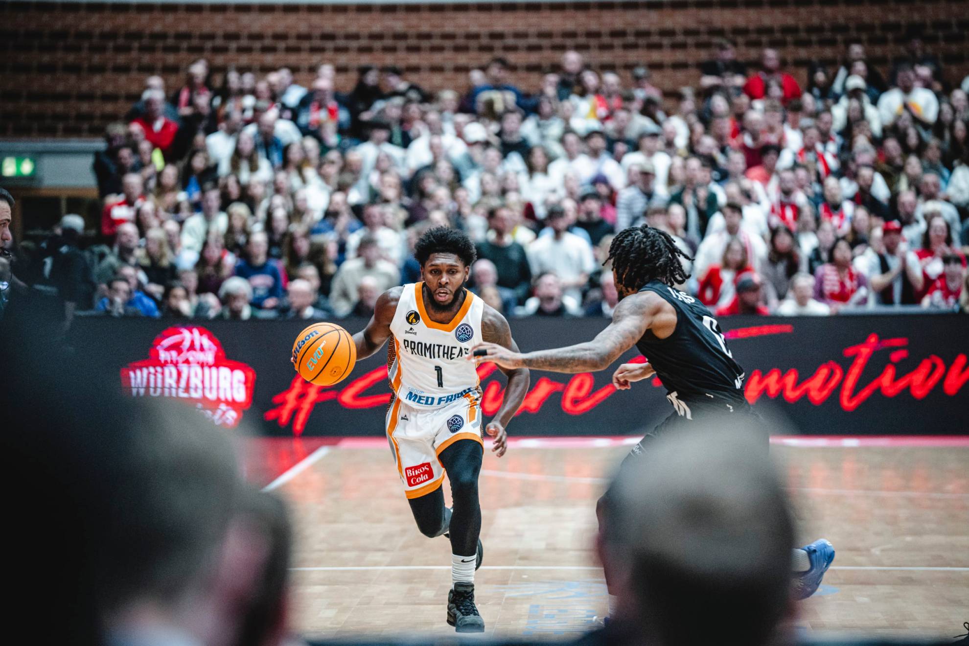 Bestial récord anotador en la Champions League: ¡54 puntos!