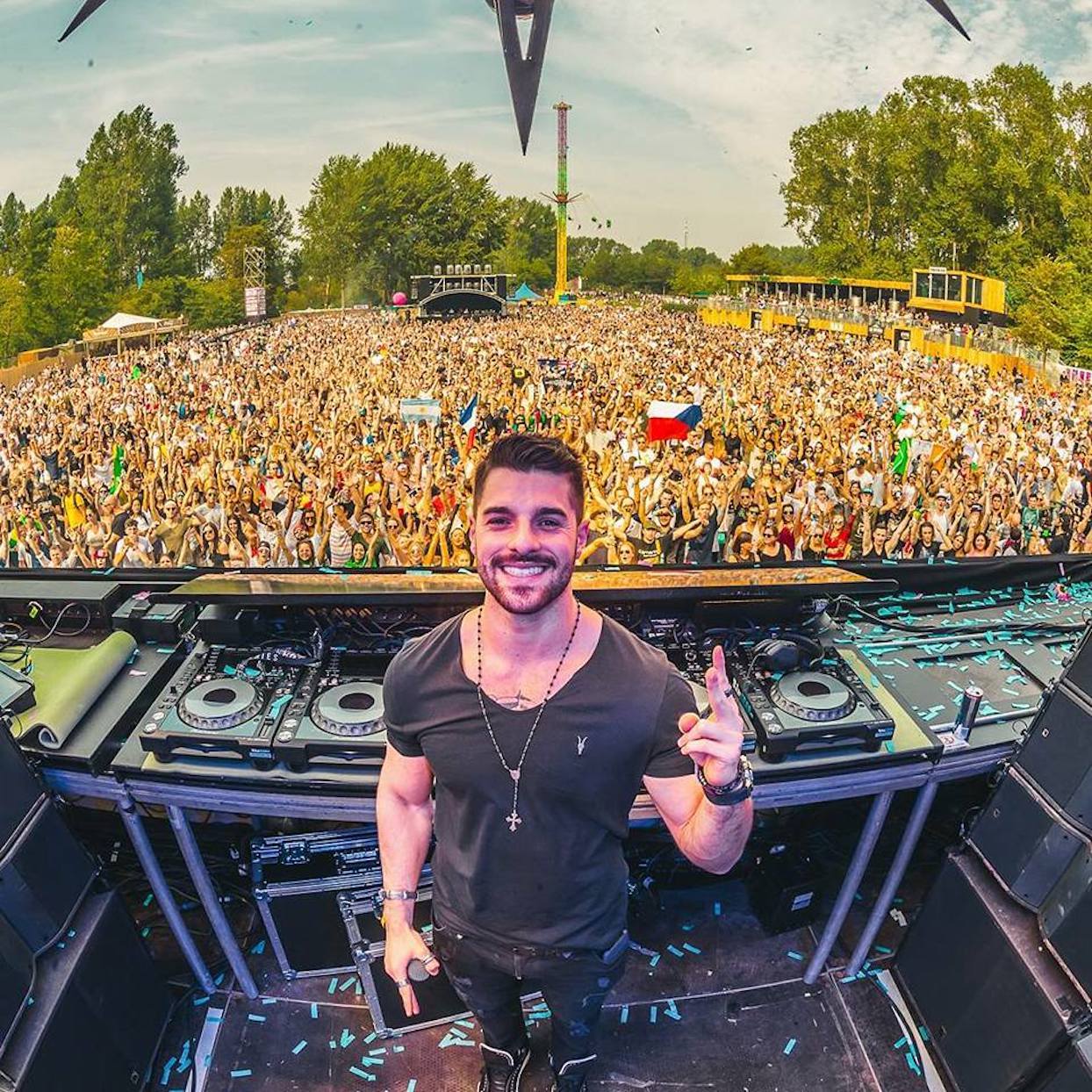 DJ Snake, Aoki, Sinclar, Afrojack, Don Diablo, Shulz, Sigala, Alok ...