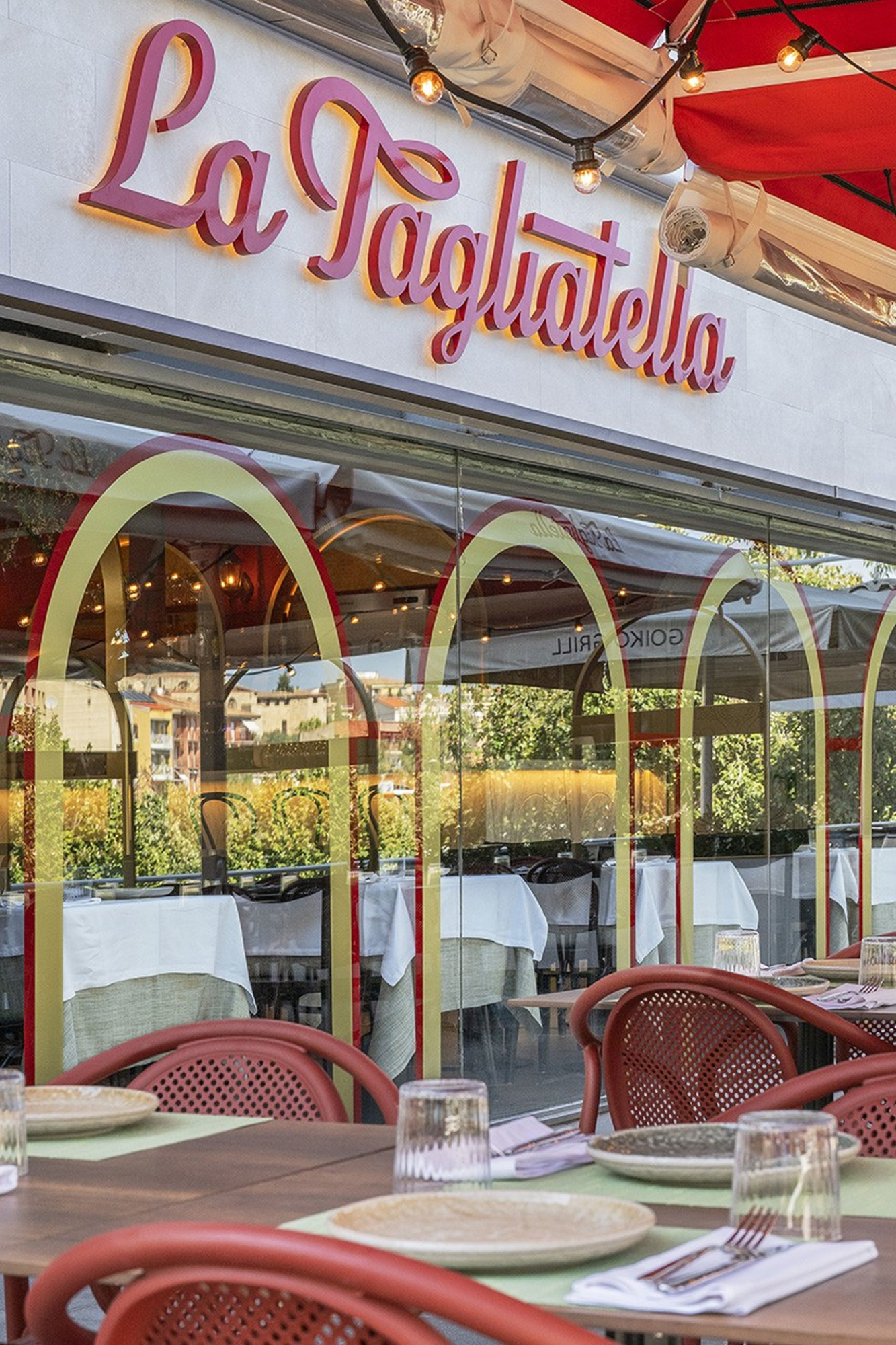 La Tagliatella reescribe su historia con una nueva imagen, manteniendo ...