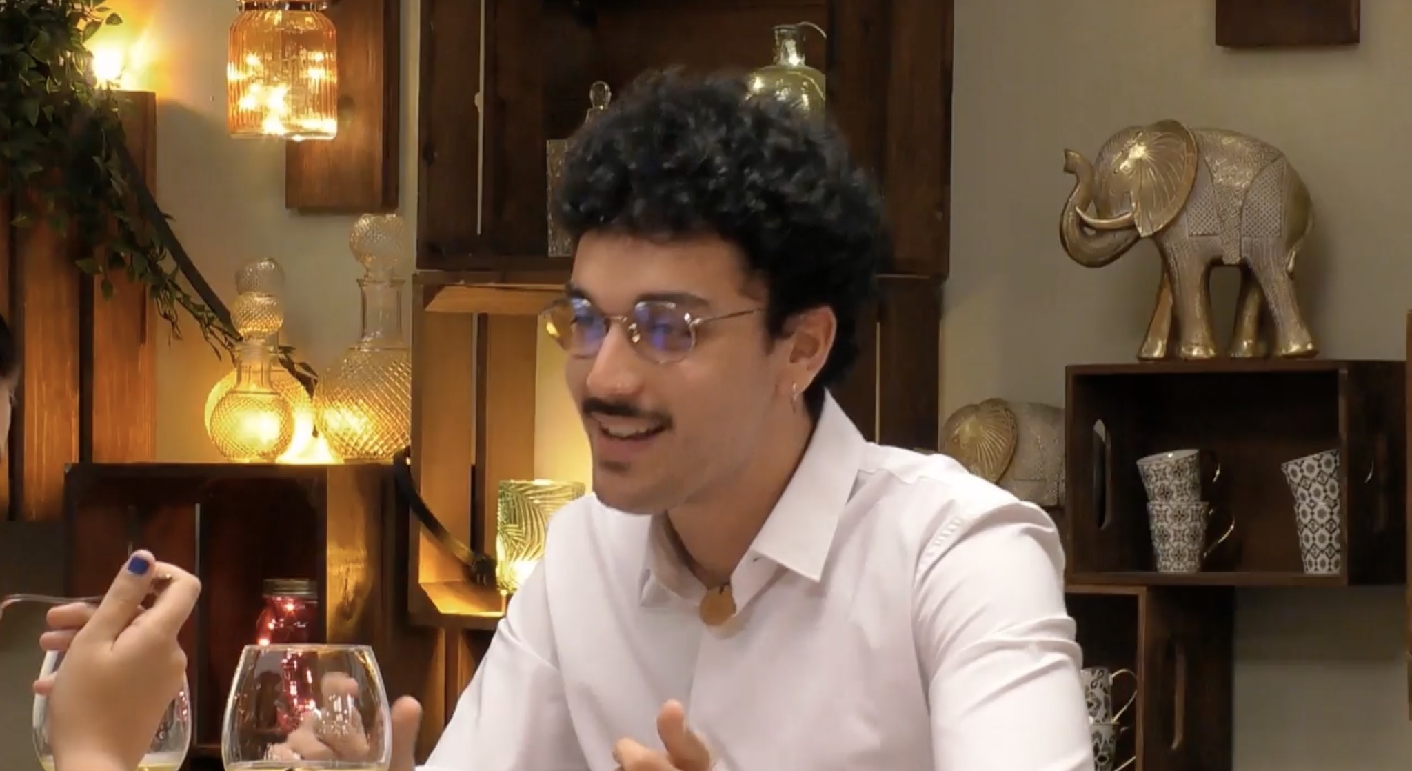 Un soltero italiano dicta sentencia sobre las primeras citas en 'First ...