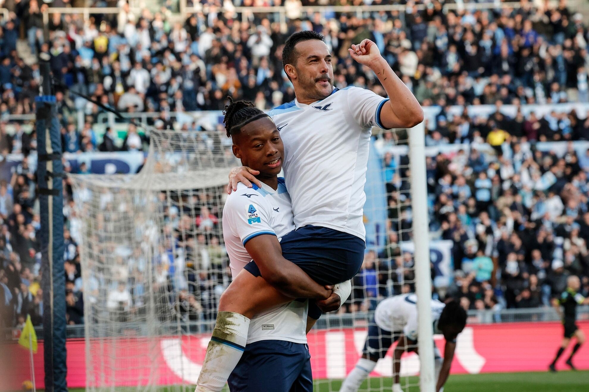 Doblete de Pedro y 'manita' de la Lazio