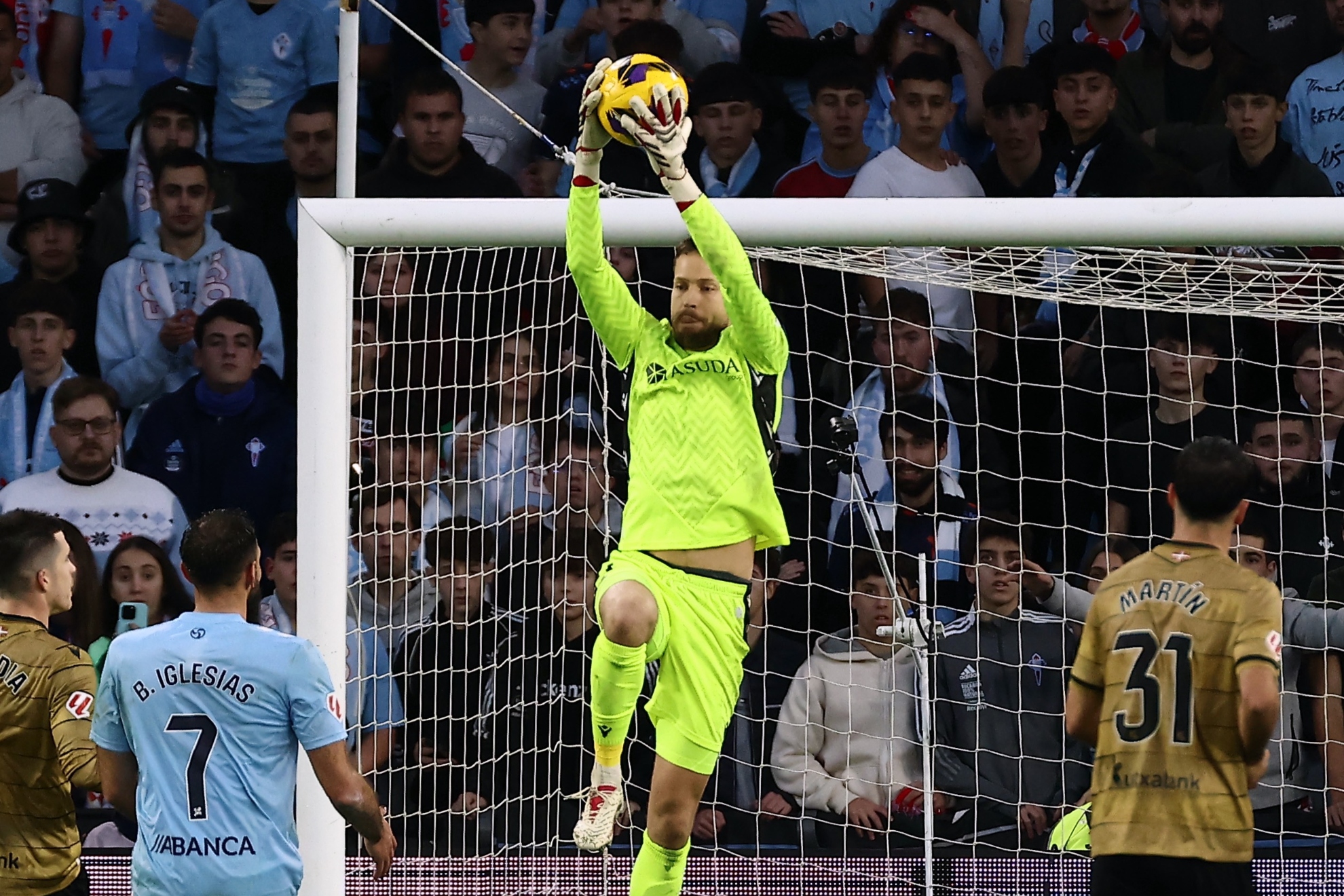 Álex Remiro no encuentra consuelo