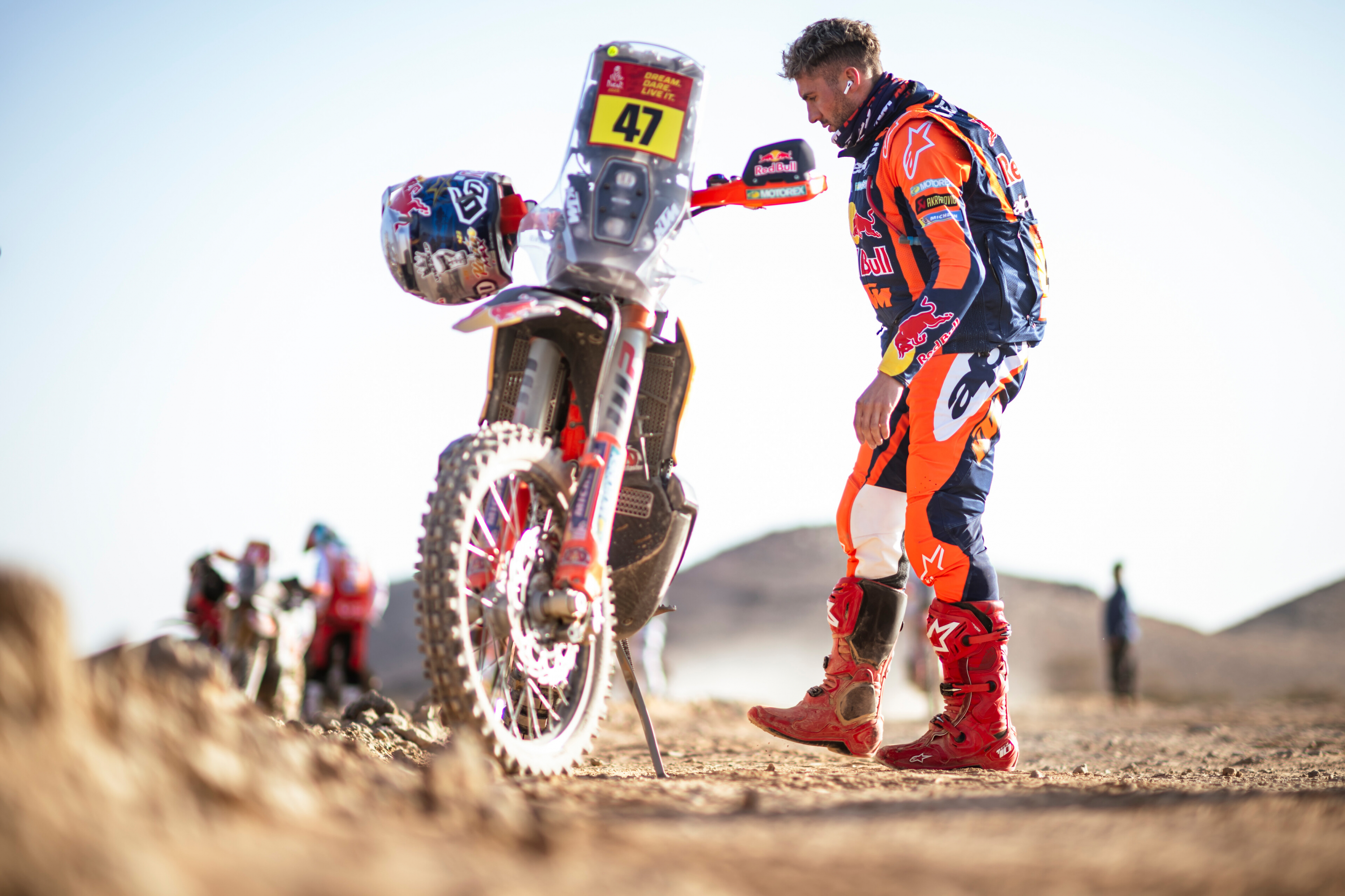 Kevin Benavides dice adiós a las motos y a KTM y busca un nuevo futuro ...