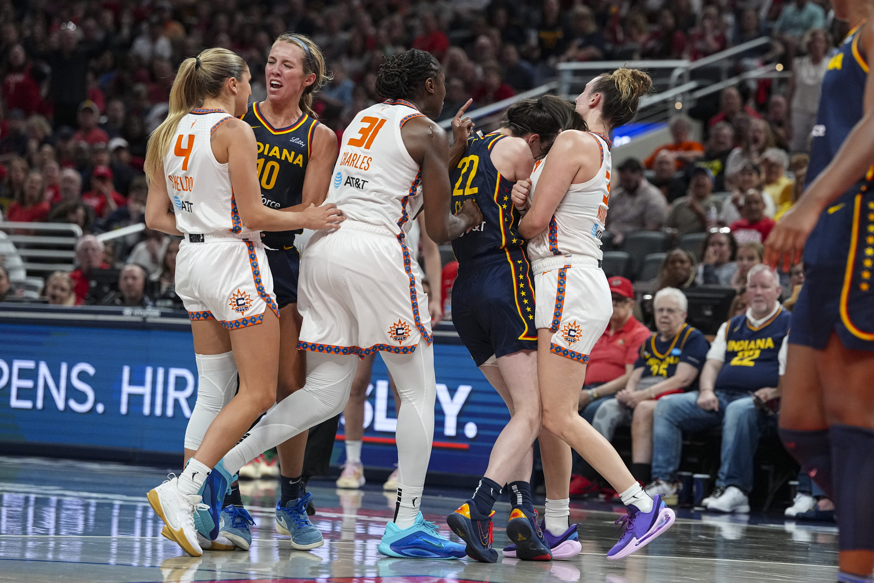 Guerra de celos en la WNBA contra Caitlin Clark: "La que diga que no es ...