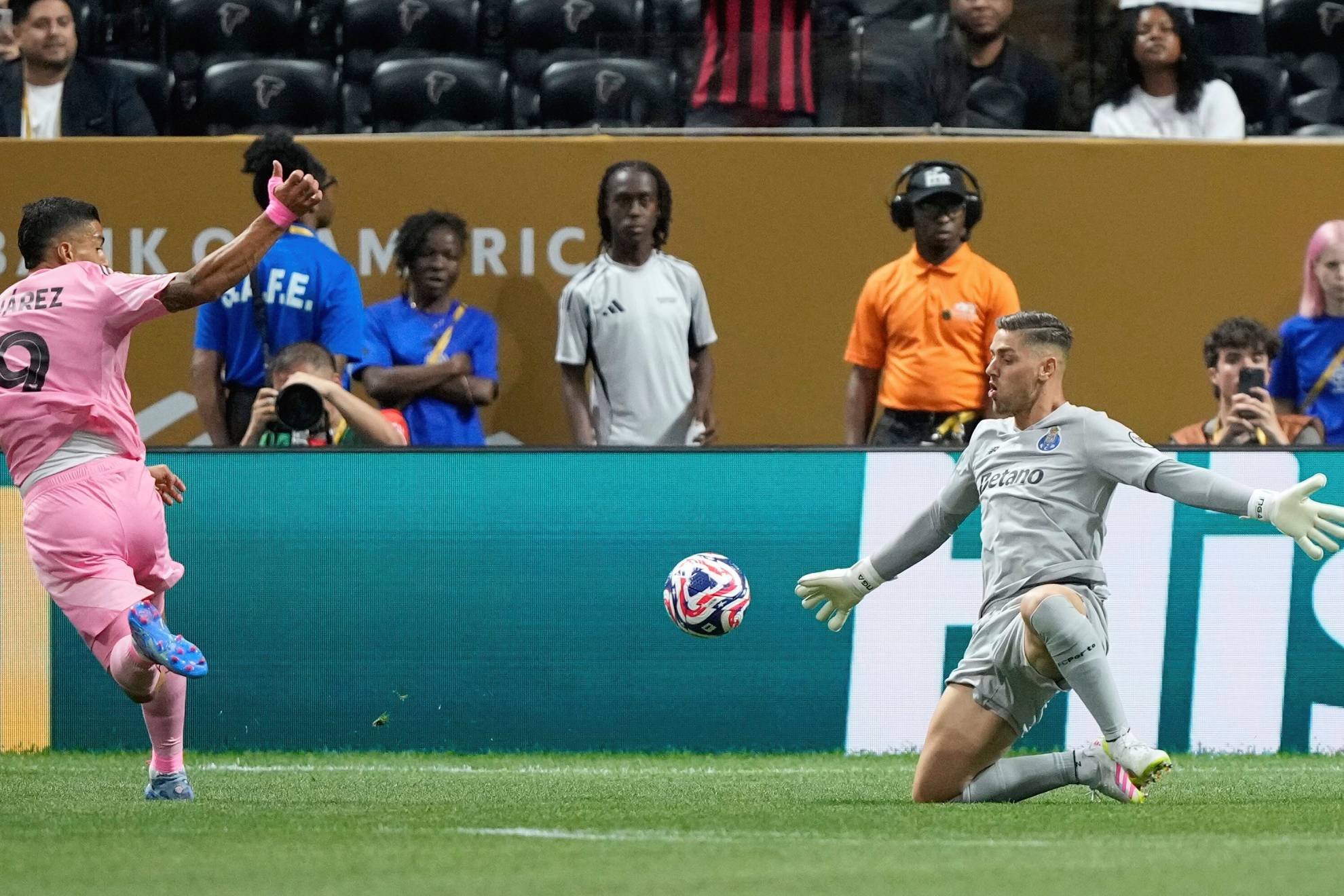 ¿Alguien duda que Messi seguiría marcando diferencias en Europa?