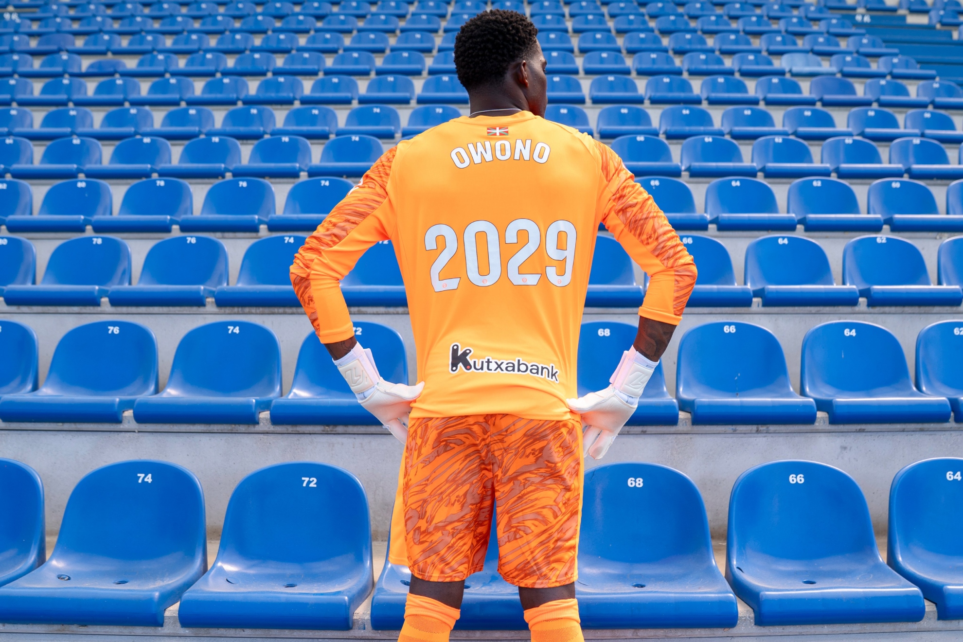 Owono renueva y se marcha cedido al Andorra: "Un gran poder conlleva ...