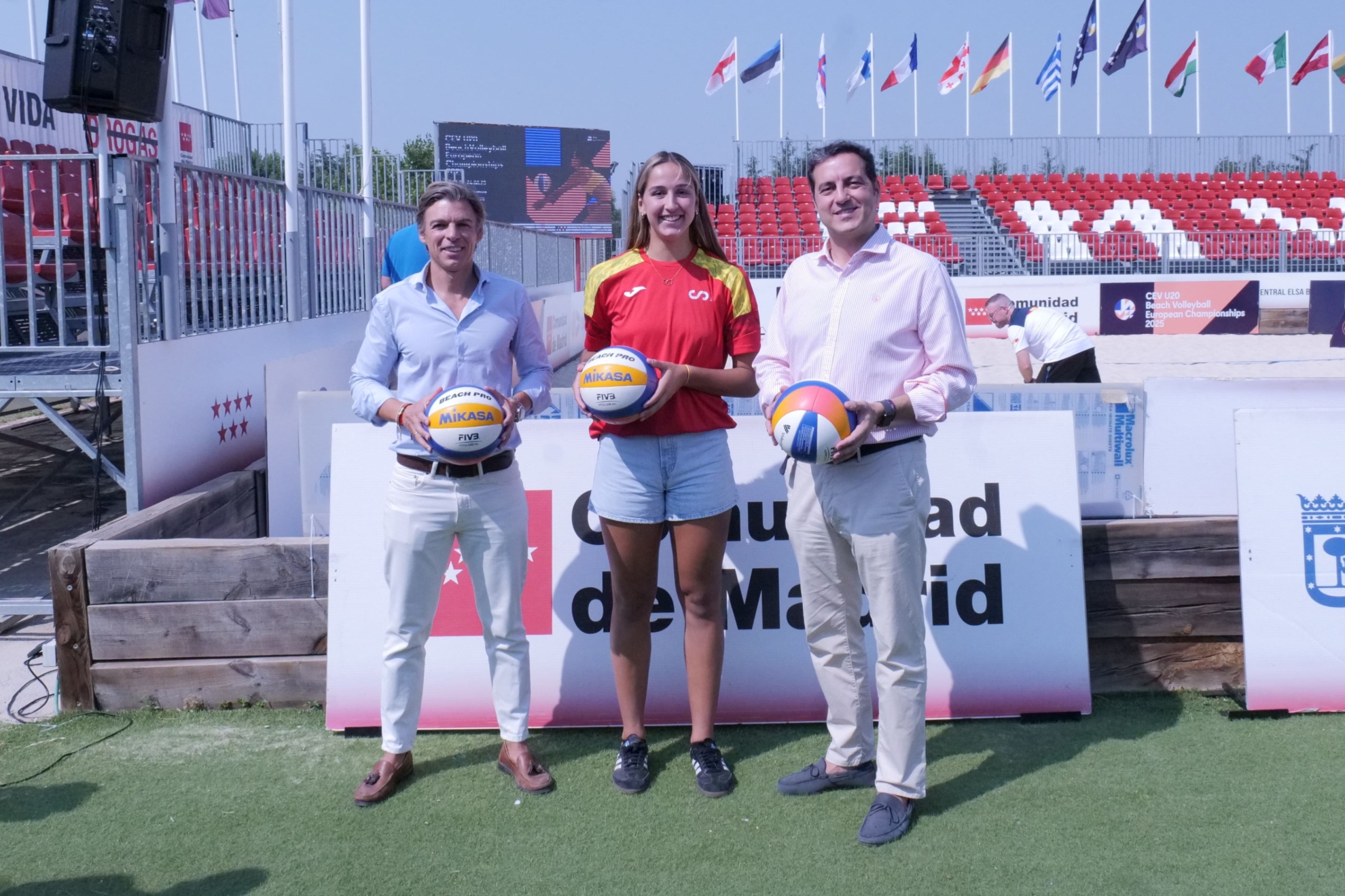 El vóley playa del futuro ya está en Madrid: arranca el Europeo Sub-20 ...