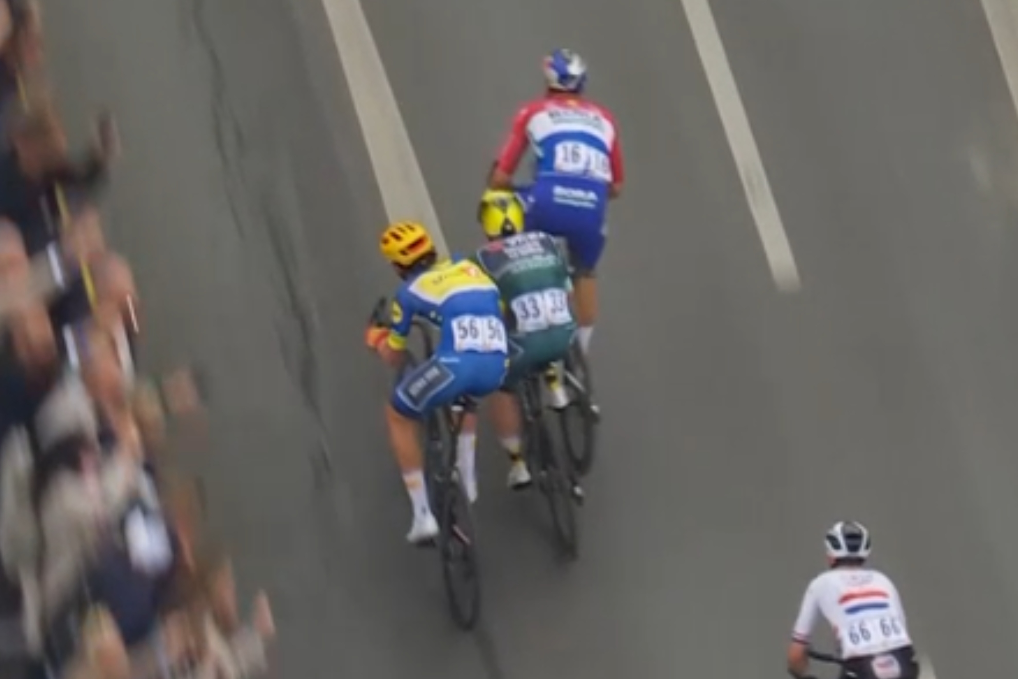 Van Poppel relegado tras un polémico esprint con Brennan y Waerenskjold ...