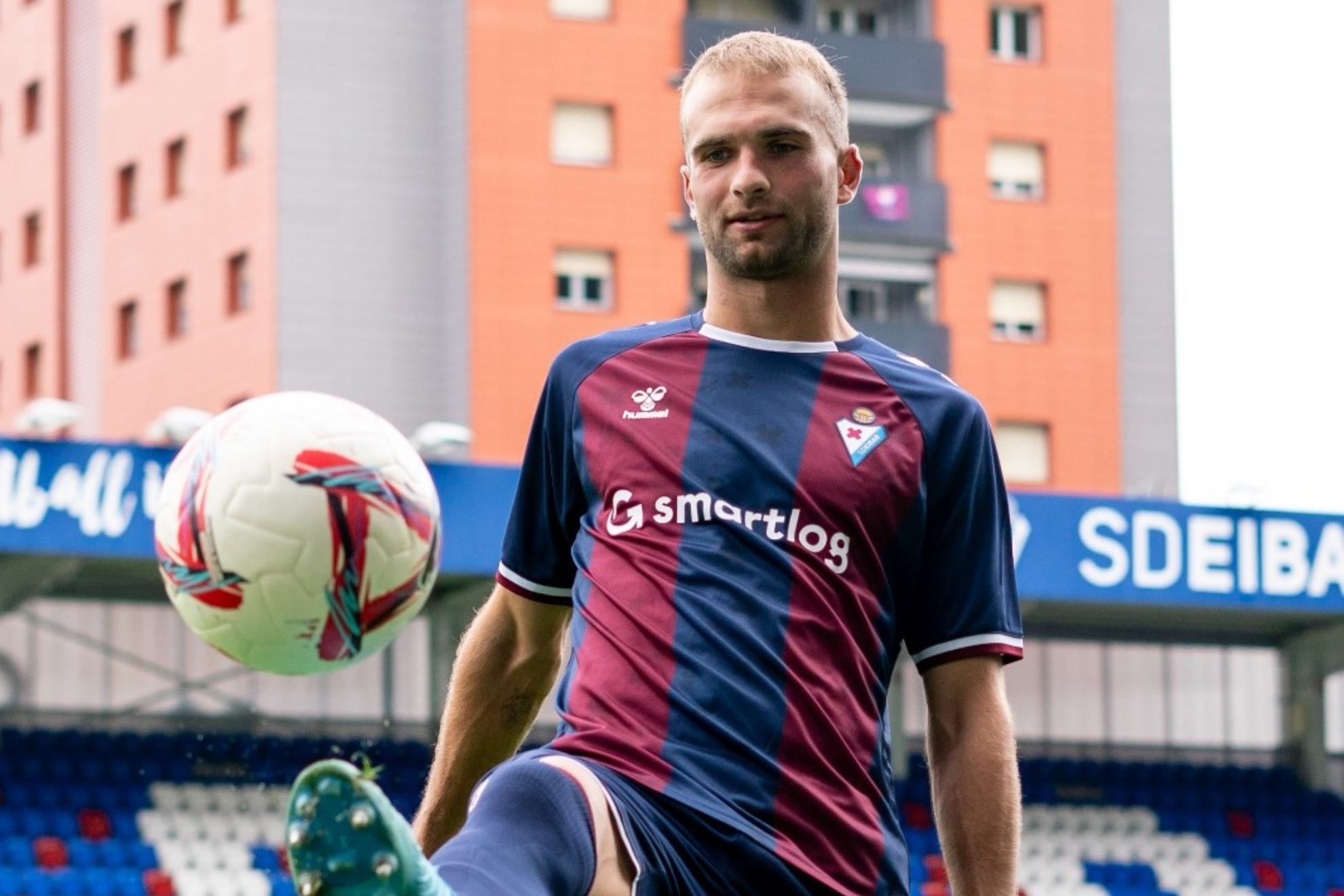 Arambarri cumple con nota y demuestra que está preparado