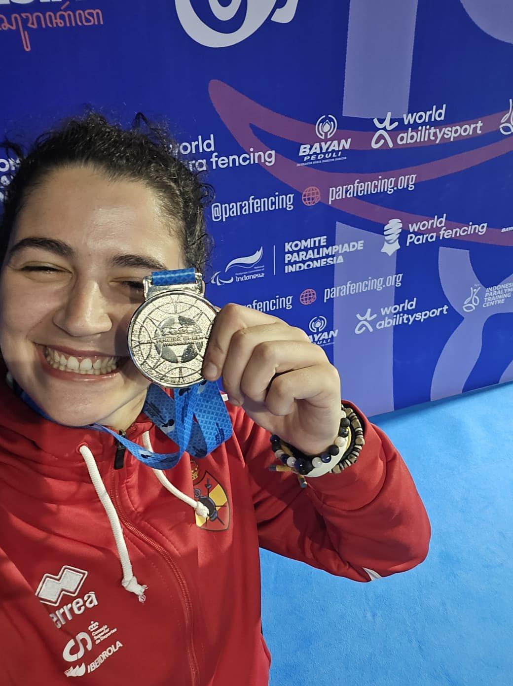 Judith Rodríguez, plata en florete en la Copa del Mundo de Indonesia