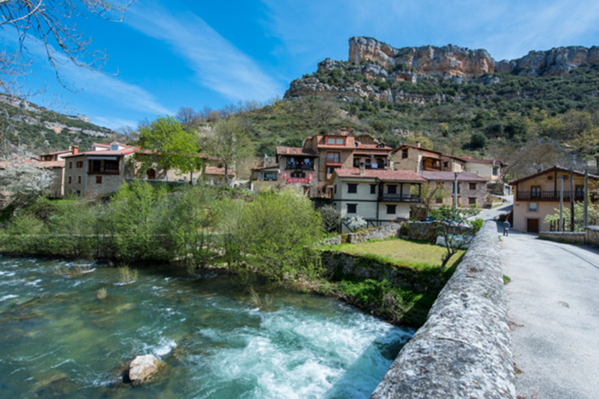 Senderismo fácil en Cantabria: la ruta rodeada de paisajes increíbles ...