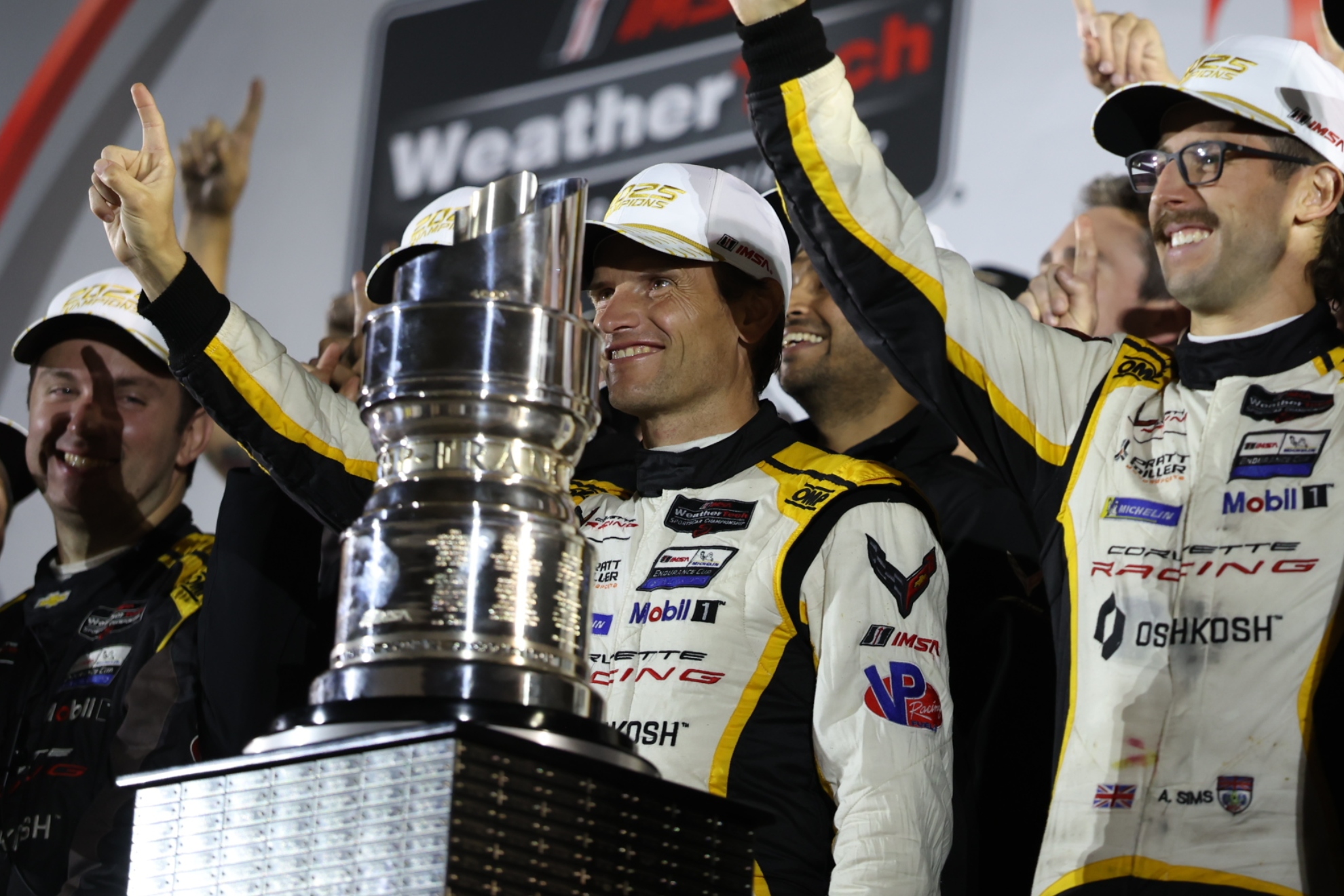 Antonio García vuelve a reinar: bate a Costa y gana su sexto título en ...