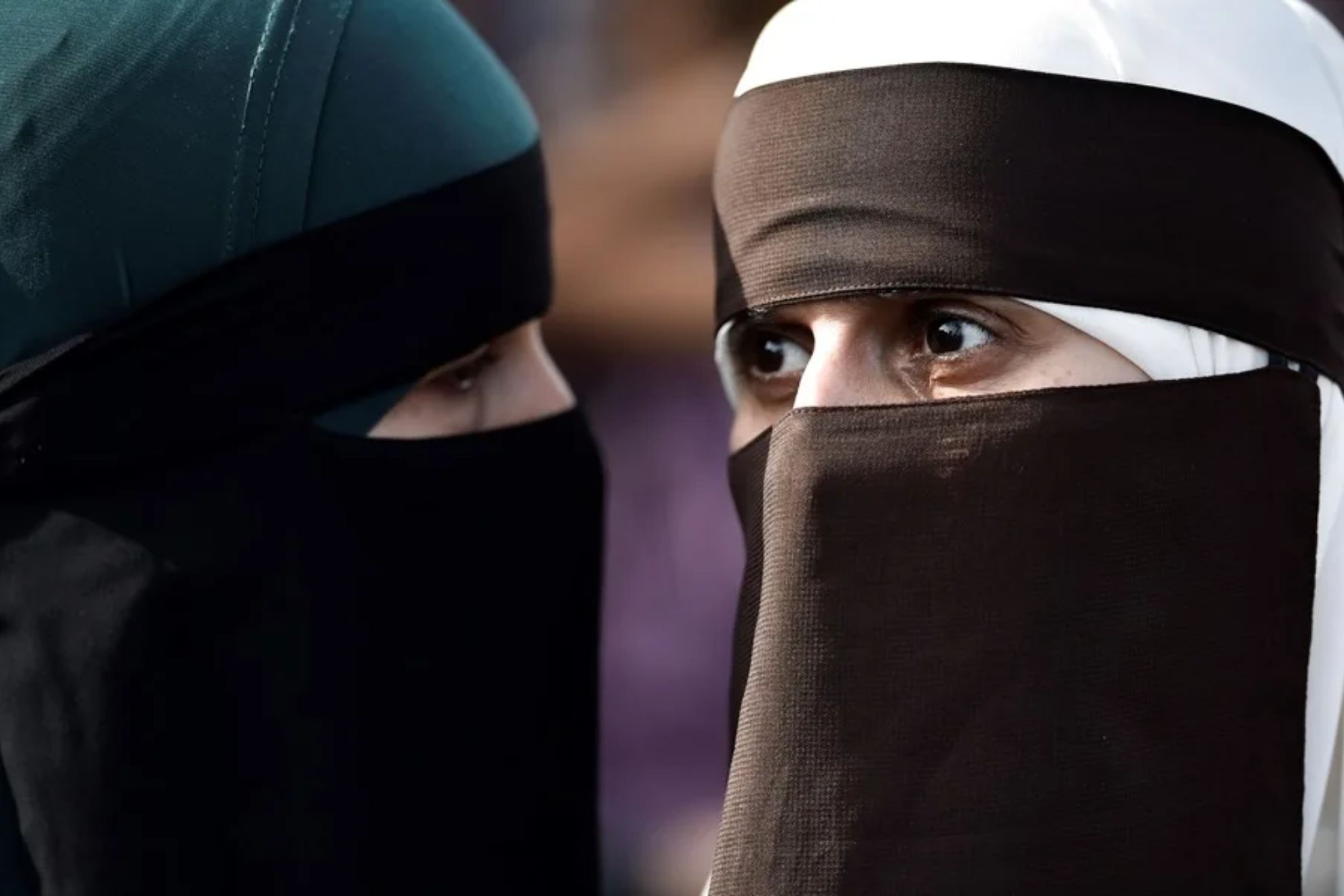 Portugal prohíbe el uso del burka en espacios públicos: todos los ...