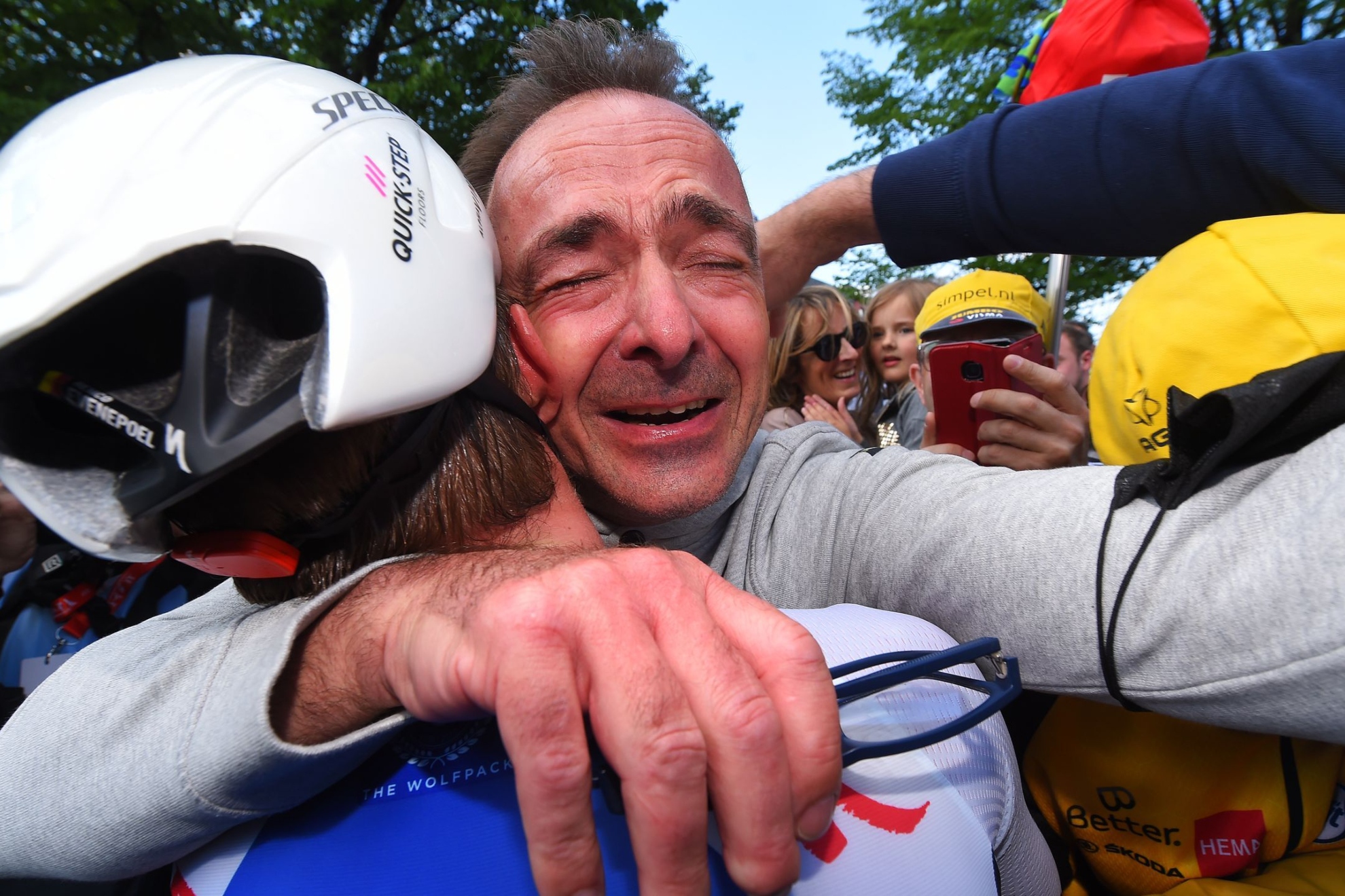 El padre de Evenepoel alimenta una nueva teoría sobre Pogacar: "No creo ...